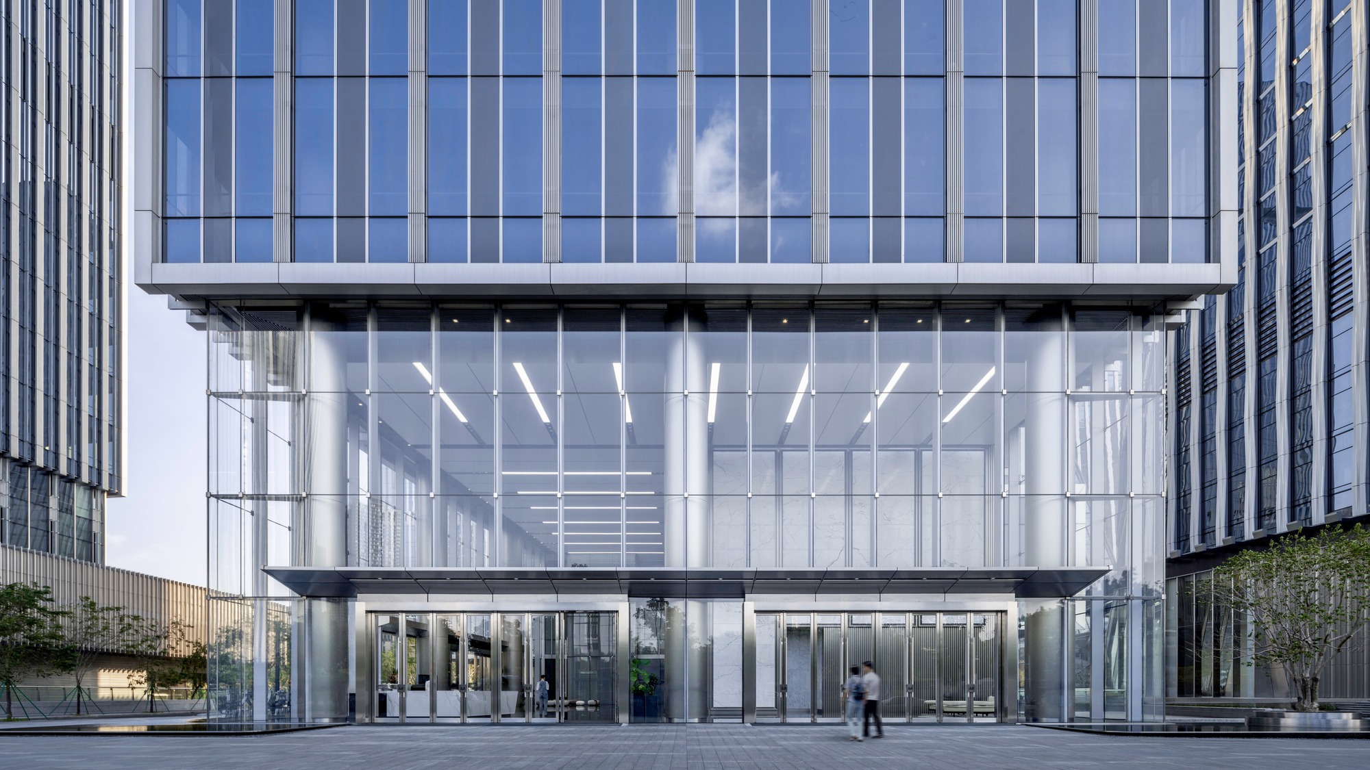 Gallery of COFCO Qianhai Innovation Center Office / Goettsch Partners - 14
