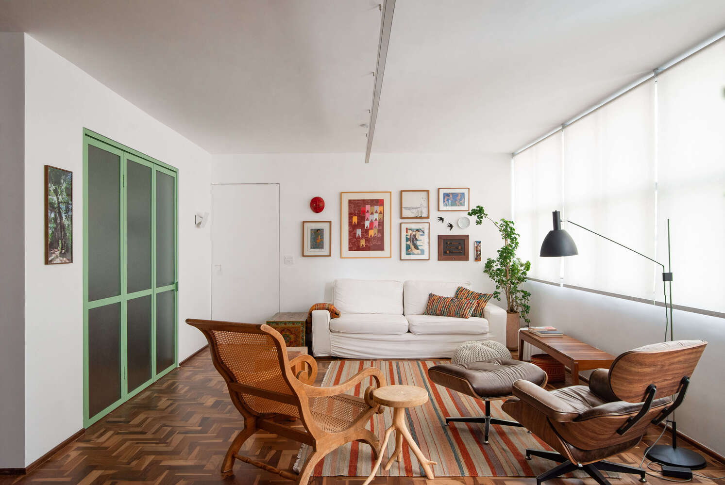 Gallery of André Fernandes Apartment / João Marujo + Orlando Naj - 6