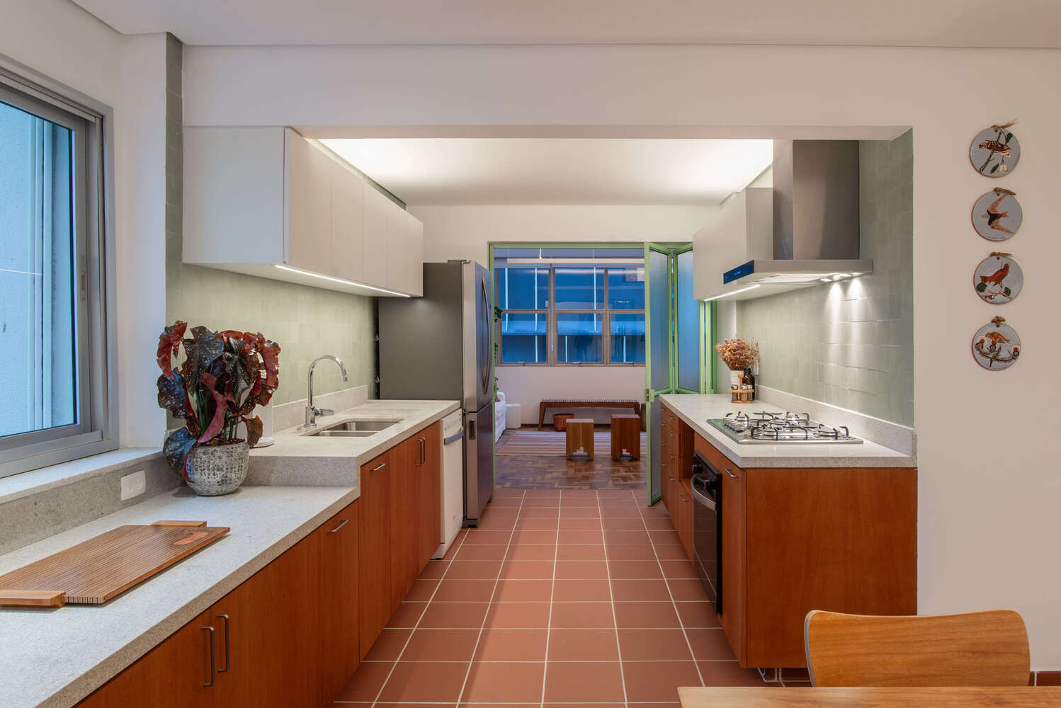 Gallery of André Fernandes Apartment / João Marujo + Orlando Naj - 27