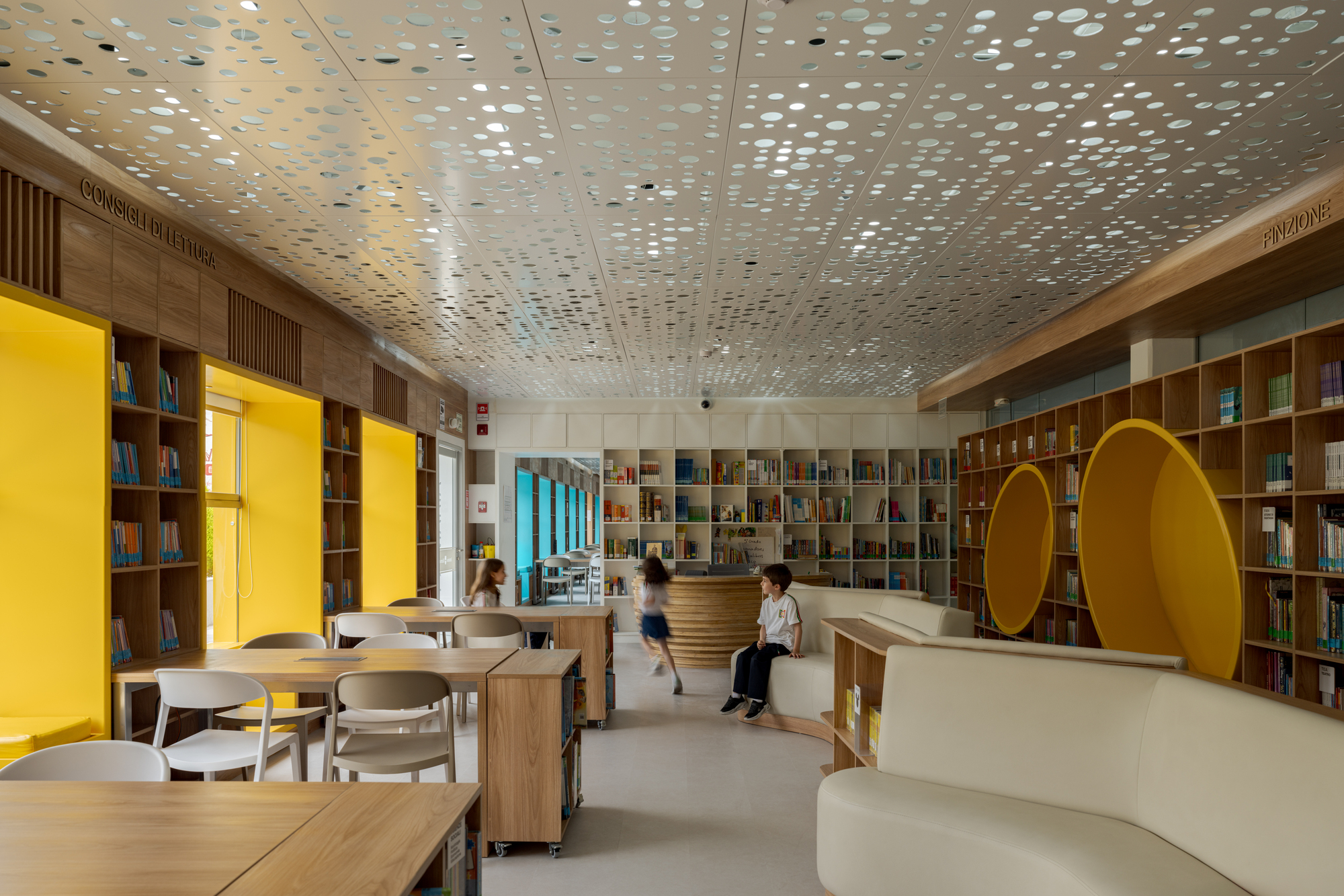 Gallery of Antonio Raimondi College Library / TERRITORIAL - 10