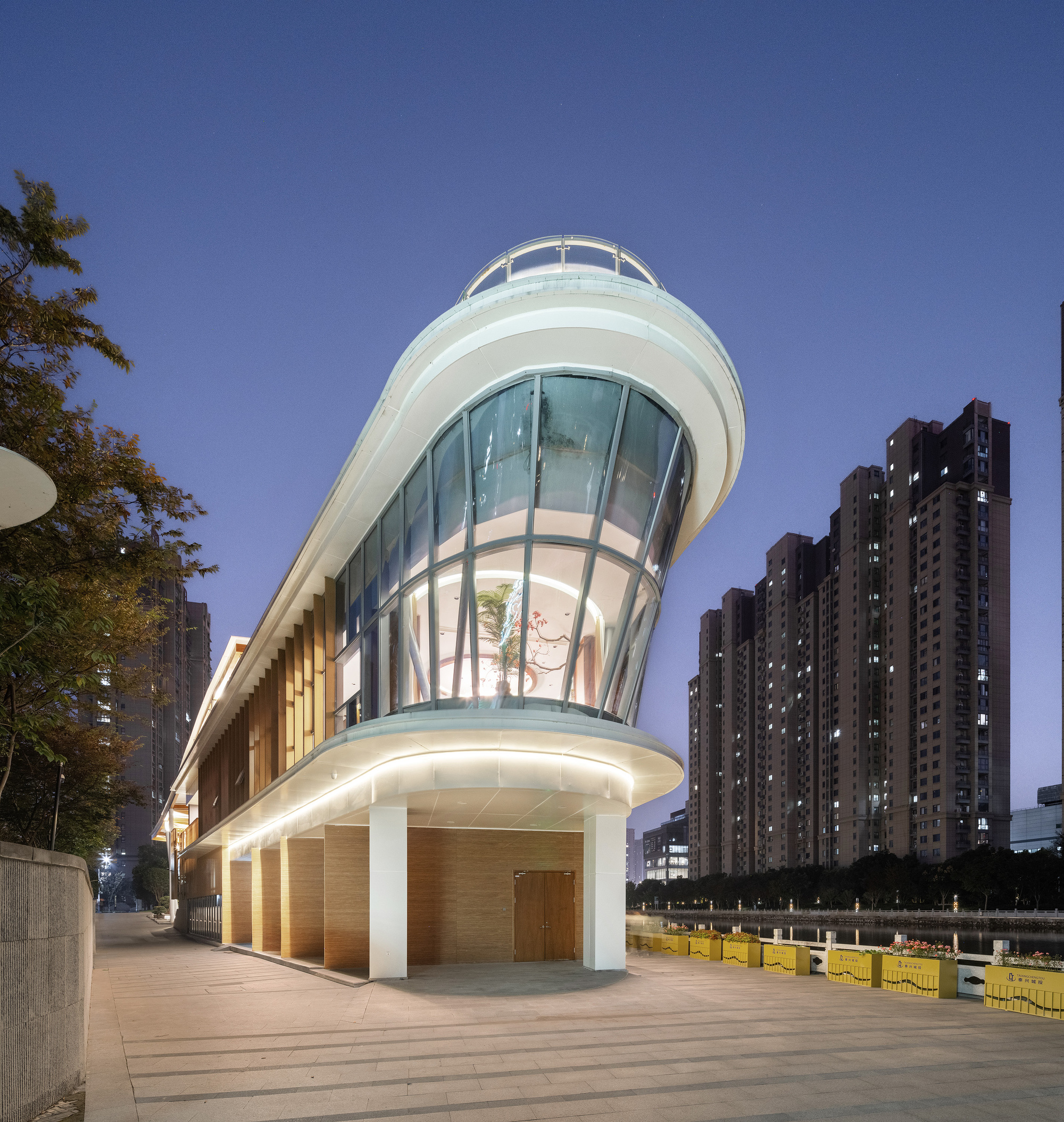 Galeria de Pavilhão Cobertura / AESEU Architectural Technology and Art studio - 8