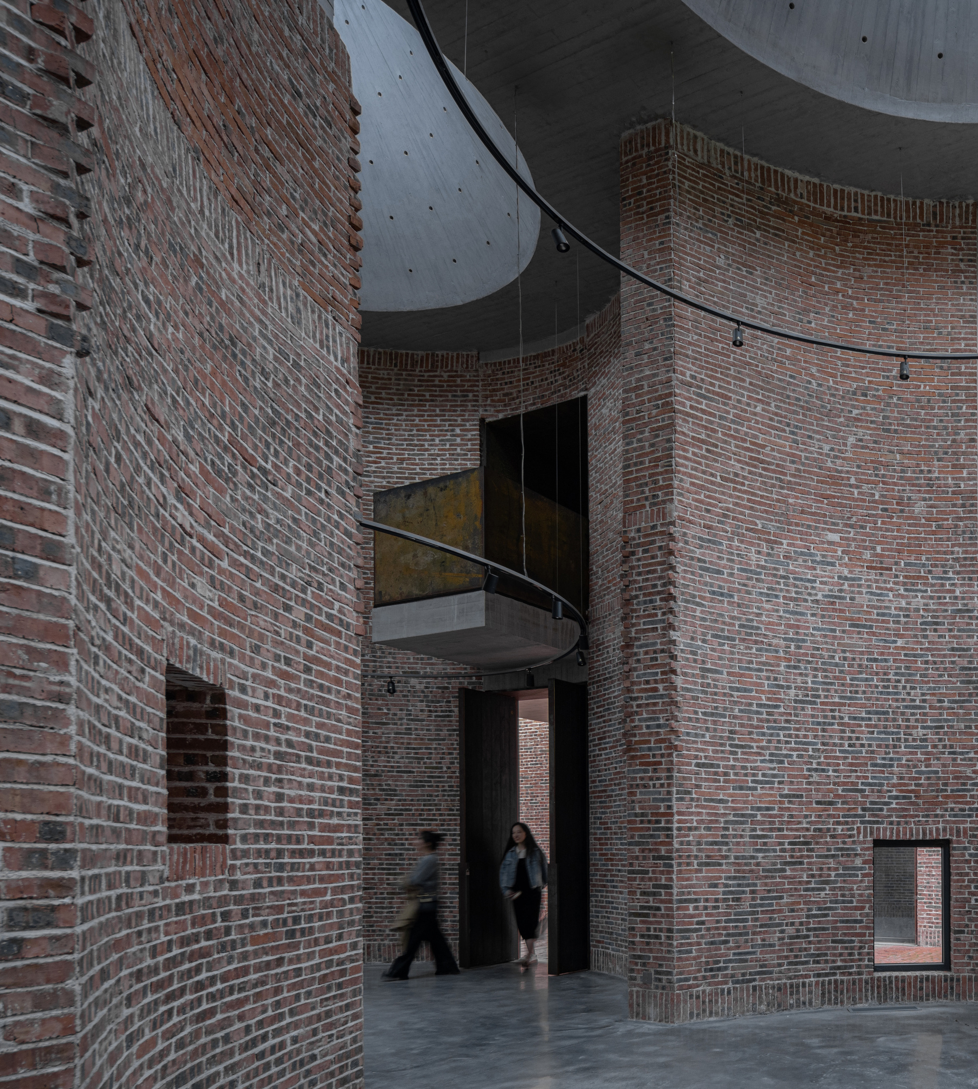 Gallery of Straw Stack Space in Houhu Art Park / WCY Regional Studio - 11