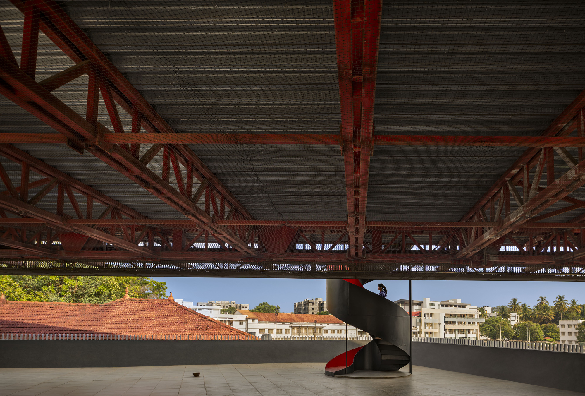 Gallery of Hover Space – Extension to the KLE Society Head Office ...