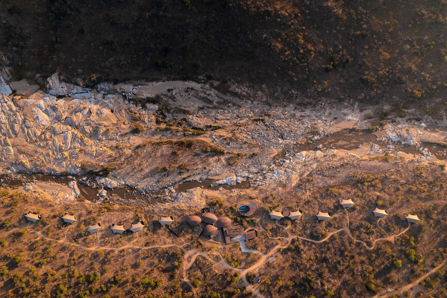 Gallery of Madwaleni River Lodge / Luxury Frontiers - 30