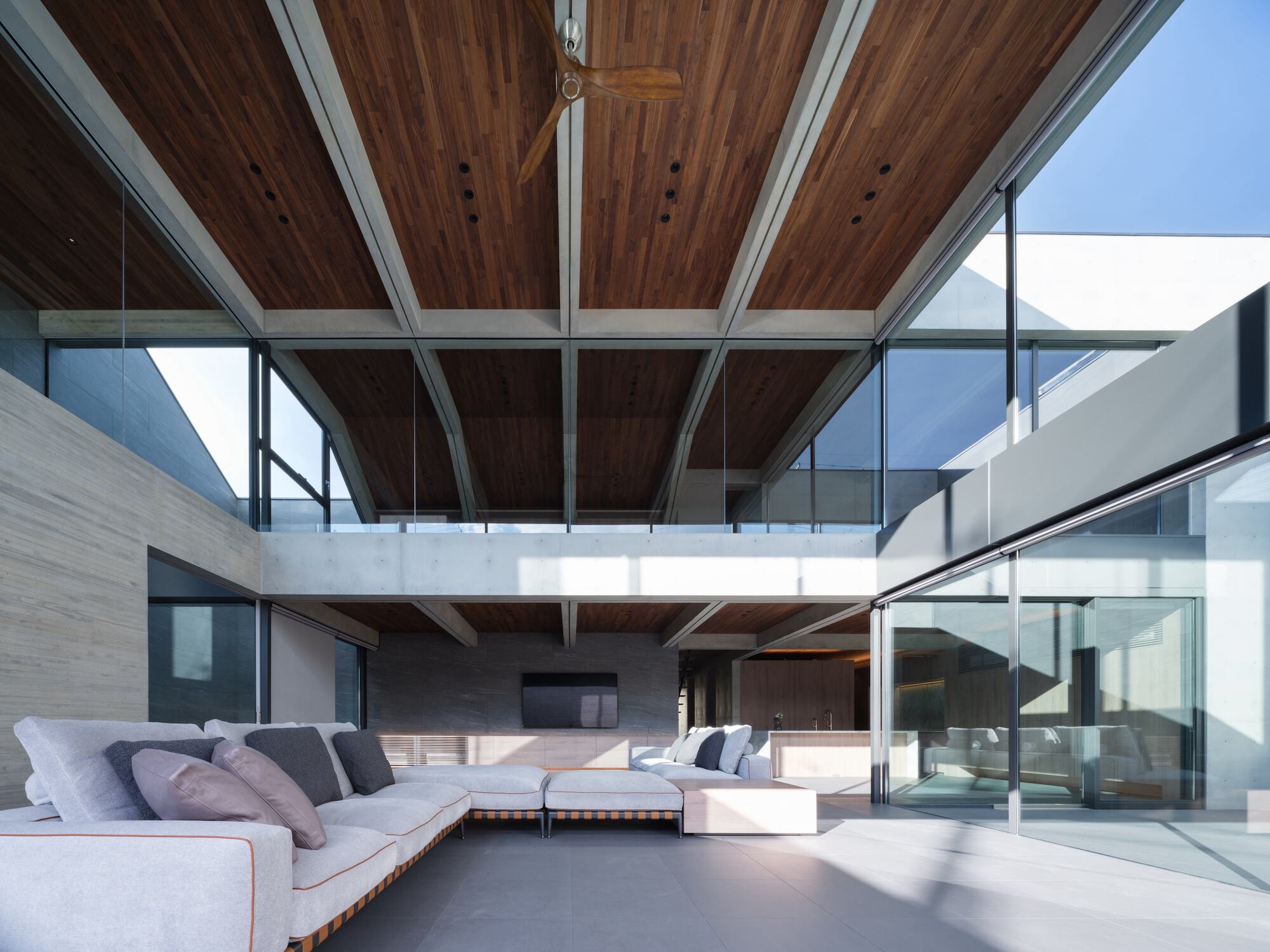 Gallery of Element House / APOLLO Architects & Associates - 7