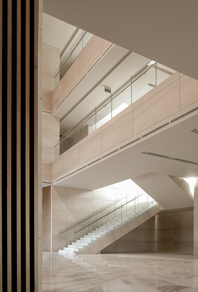 Gallery of Embassy of the State of Kuwait / Architectkidd - 12