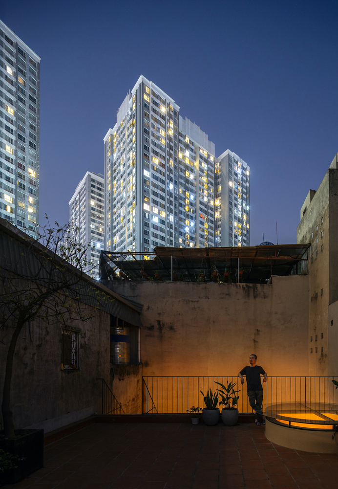 Gallery of How to Design Residential Urban Terraces: Strategies for ...