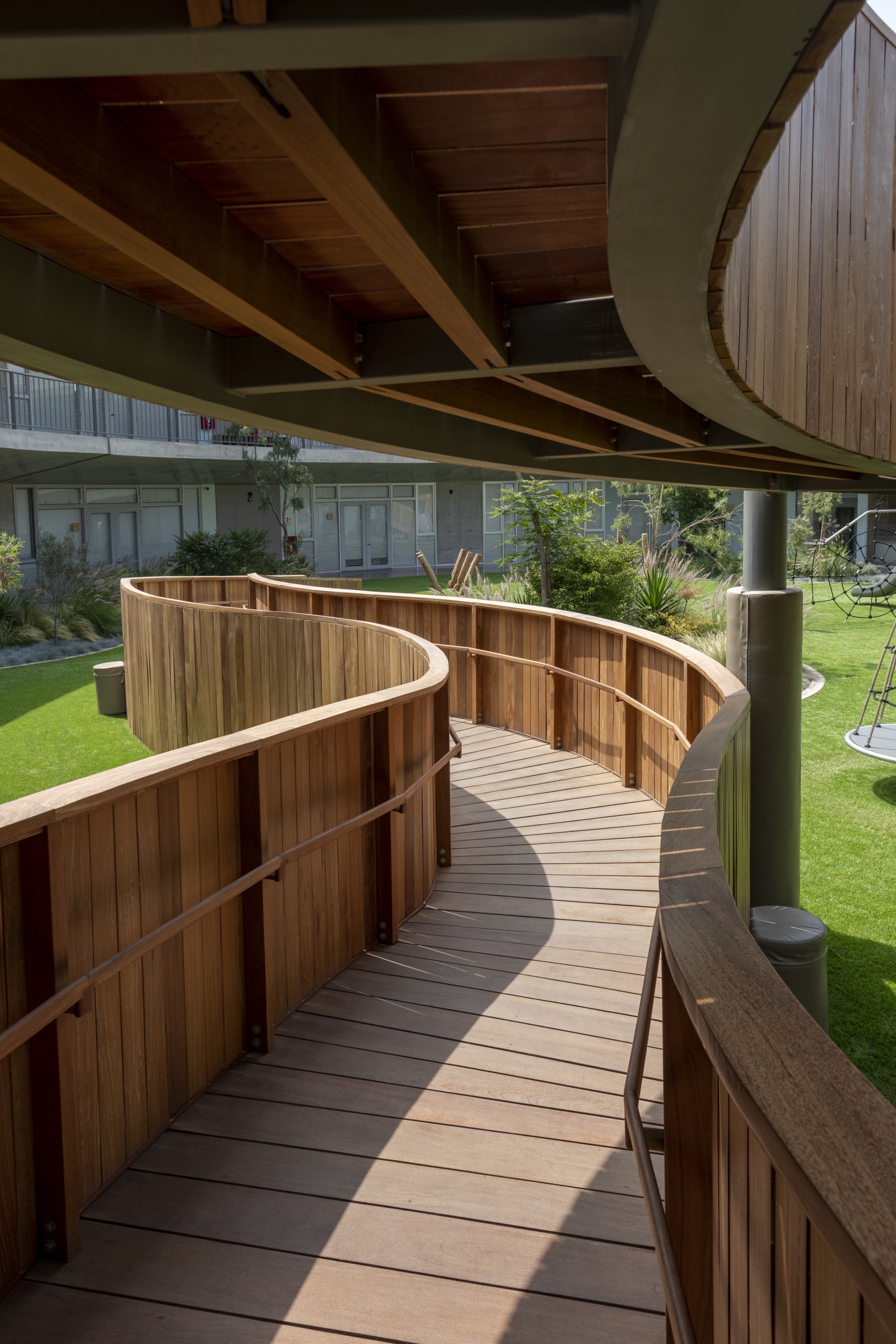 Galeria de Escola ELS Altair / Shell Arquitectos - 27