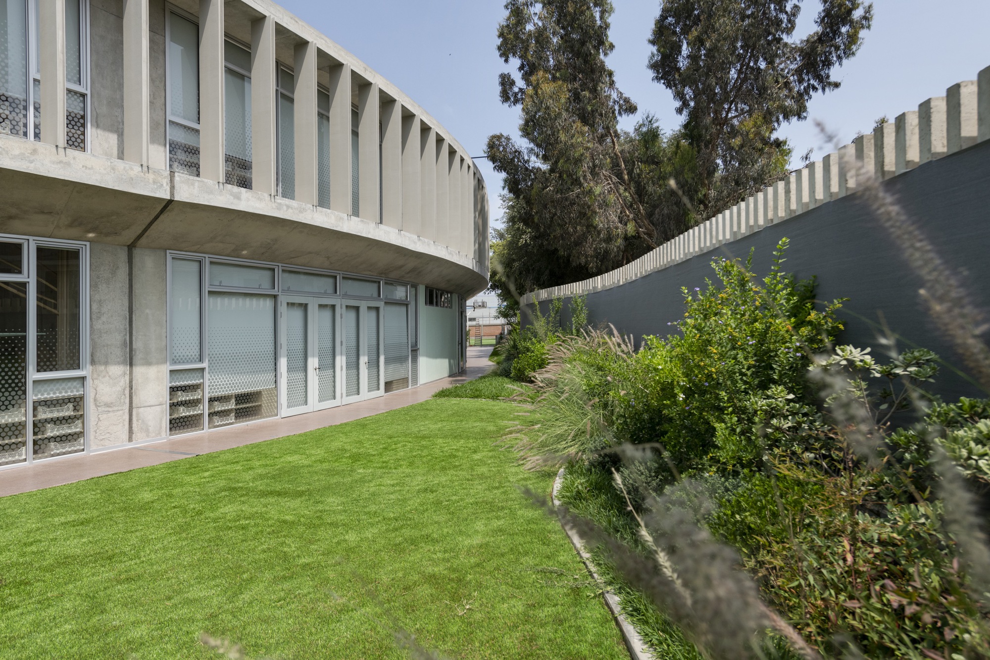 Galería de ELS Colegio Altair / Shell Arquitectos - 13