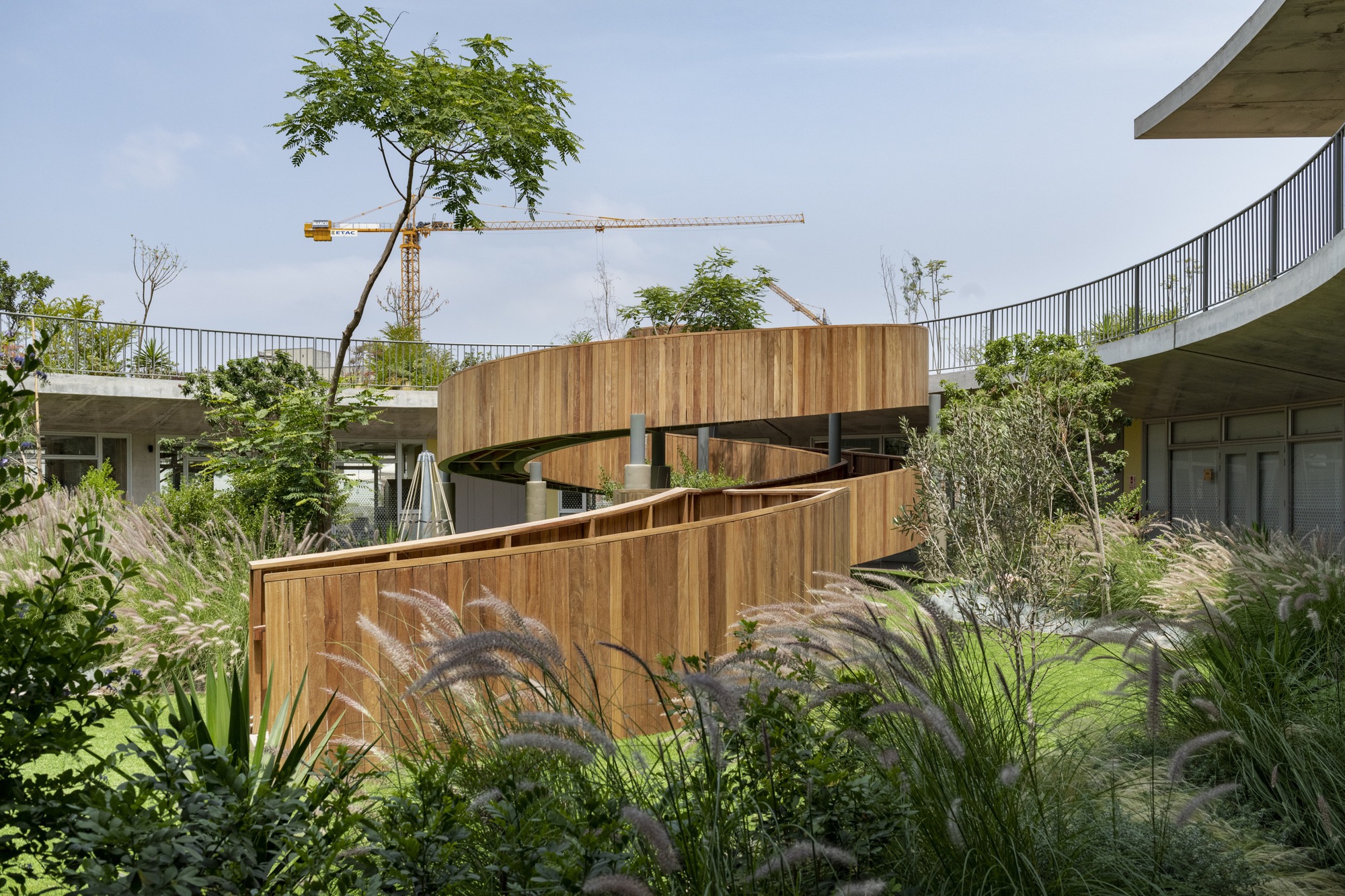 Galería de ELS Colegio Altair / Shell Arquitectos - 24