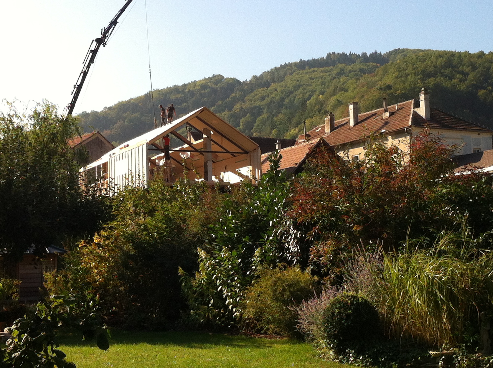 Gallery of Leading with Daylight: A Glimpse Inside the House by the ...