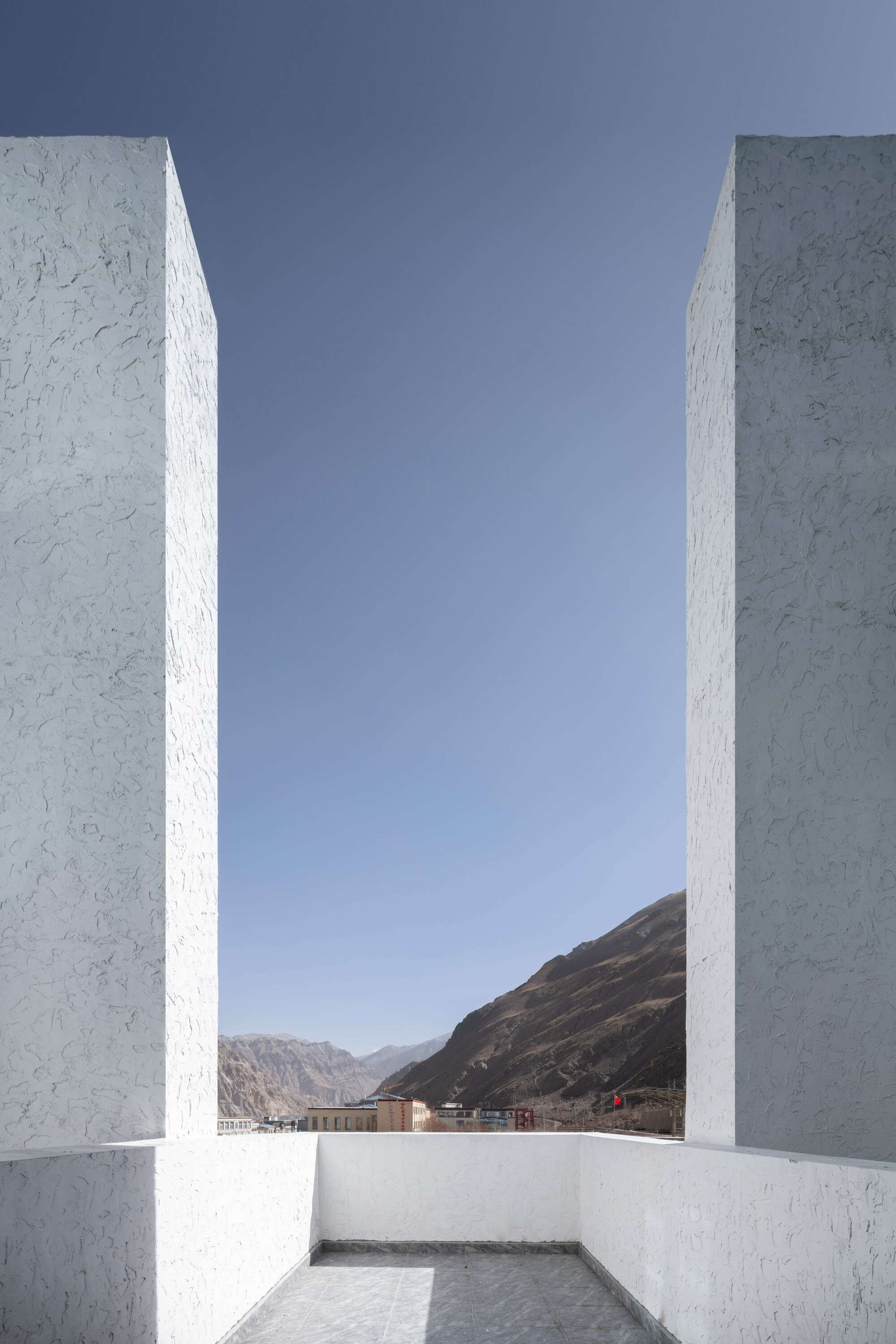 Galería de El Centro de Arte Multifuncional de la Escuela Secundaria ...