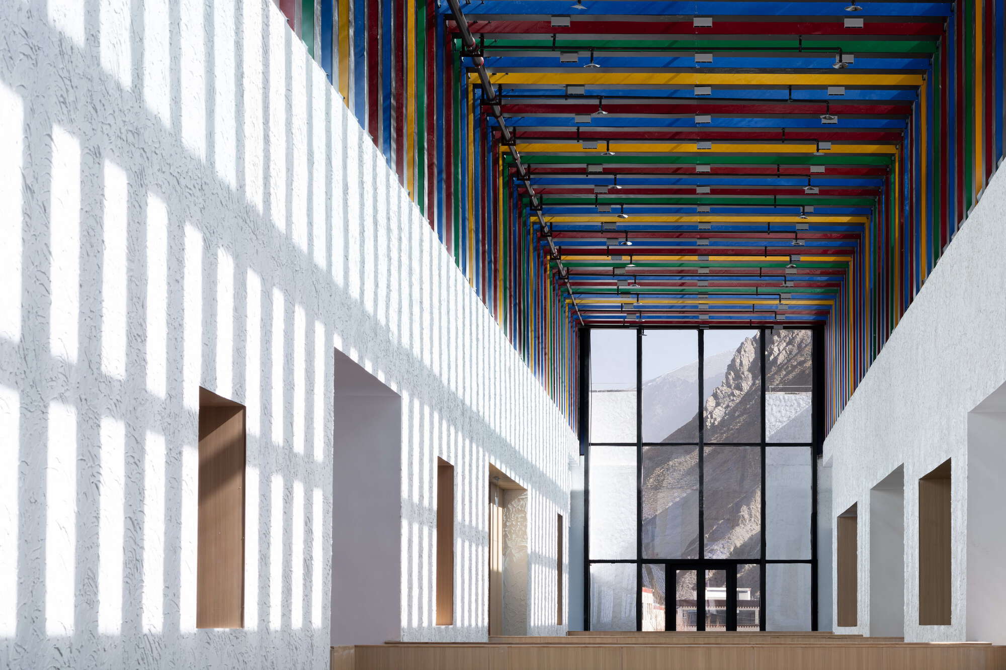 Gallery of The Multifunctional Art Center of Lhozhag County Middle ...