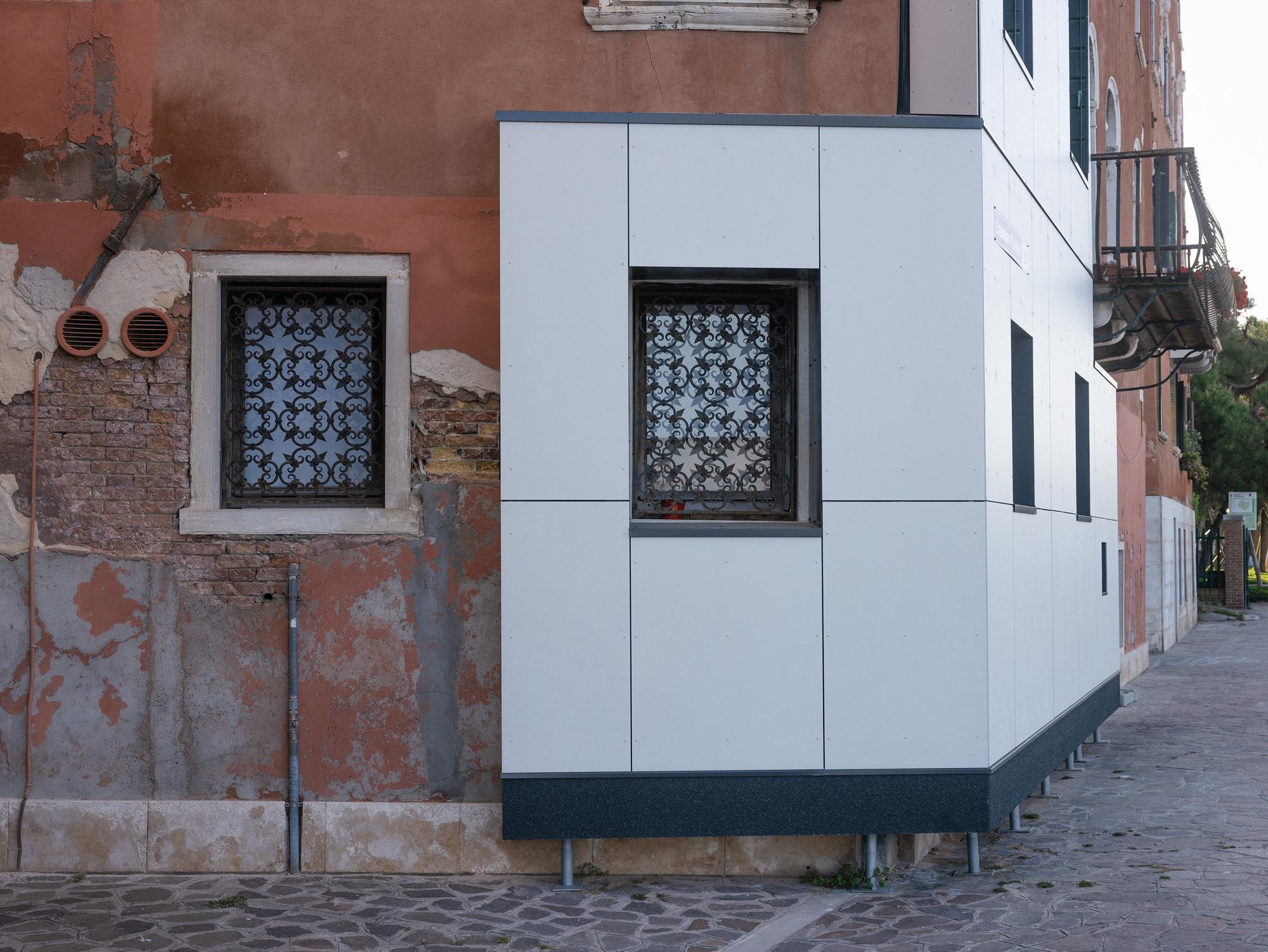 Gallery of Pavilion of Estonia Let Me Warm You Biennale Architettura ...