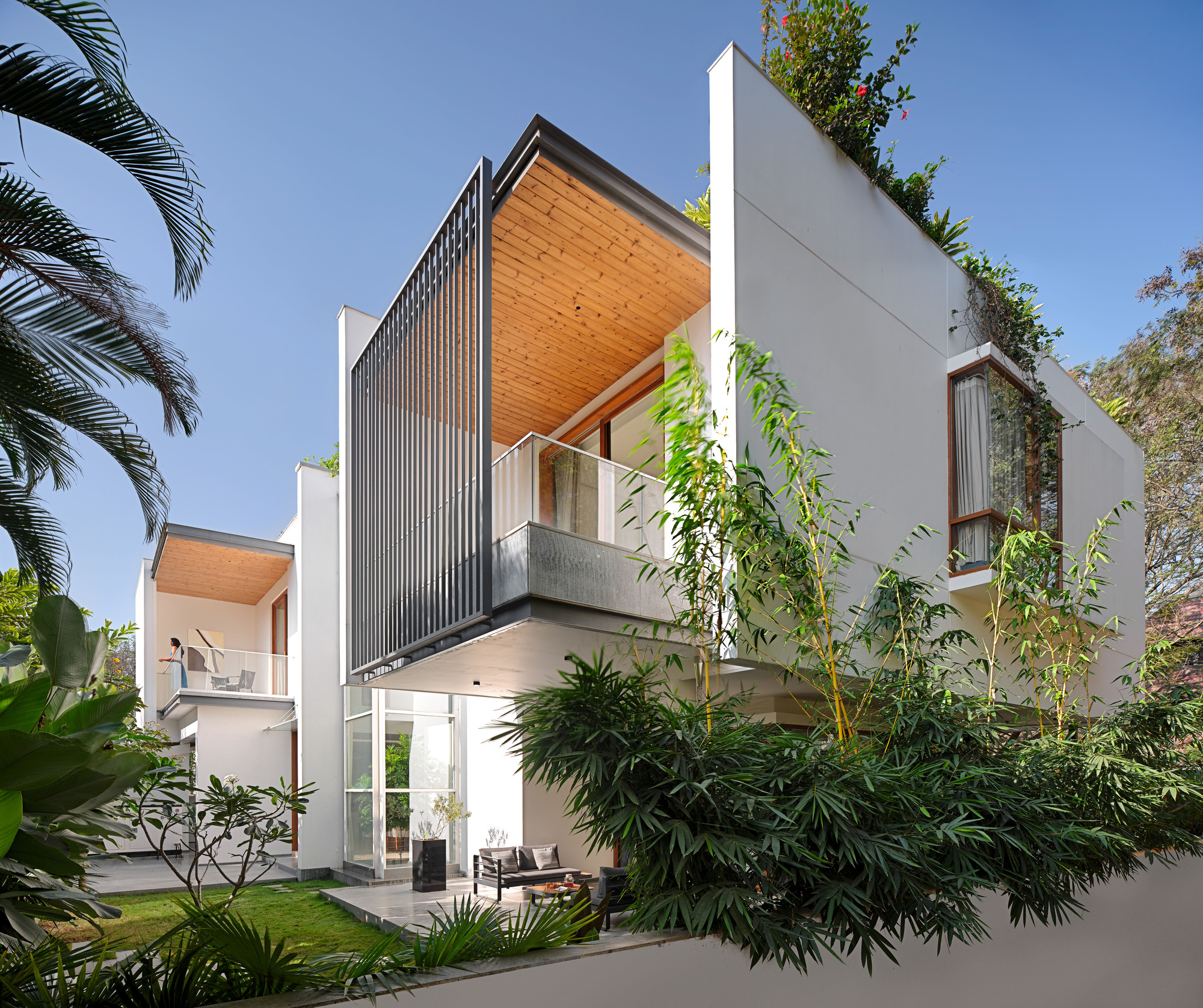Gallery of The Split House / Collage Architecture Studio - 5