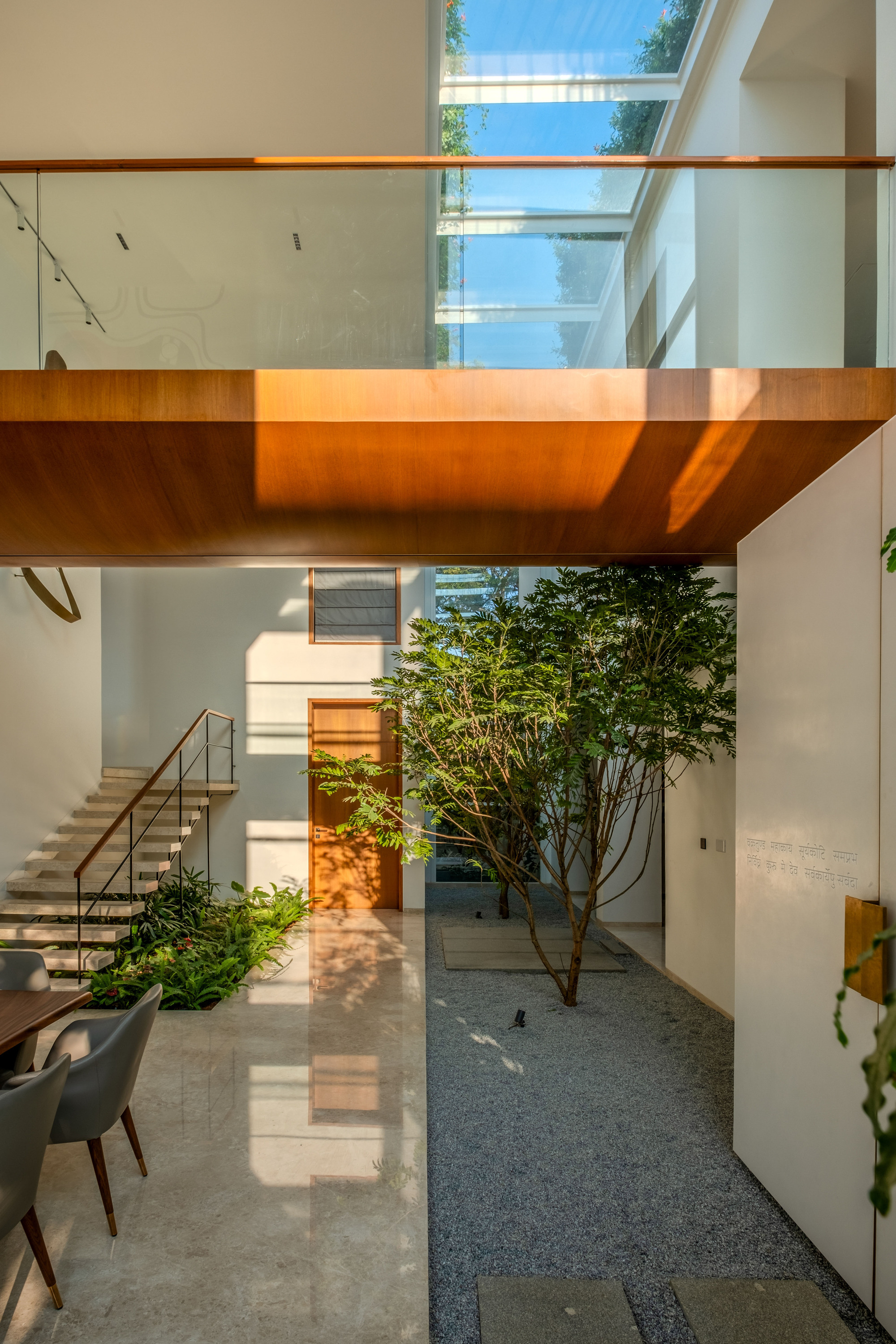 Gallery of The Split House / Collage Architecture Studio - 8