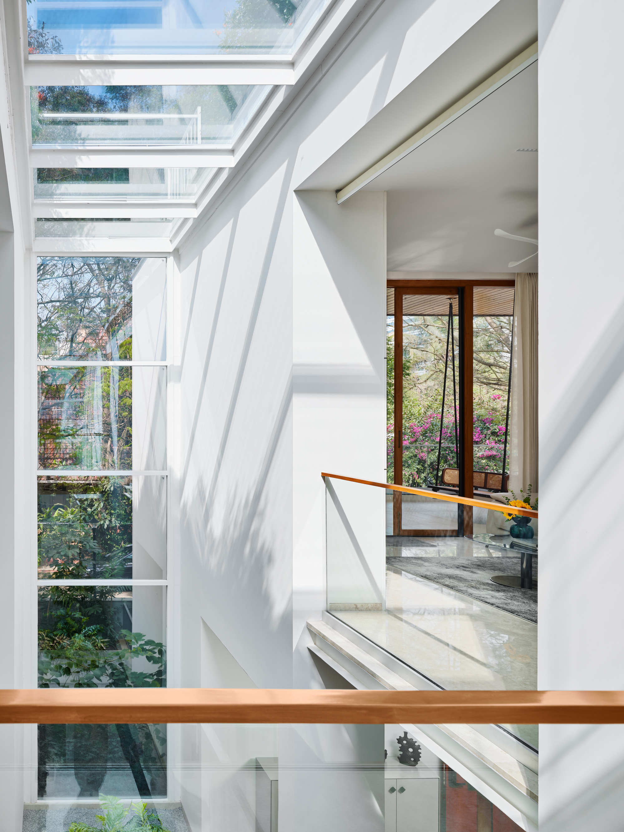 Gallery of The Split House / Collage Architecture Studio - 3