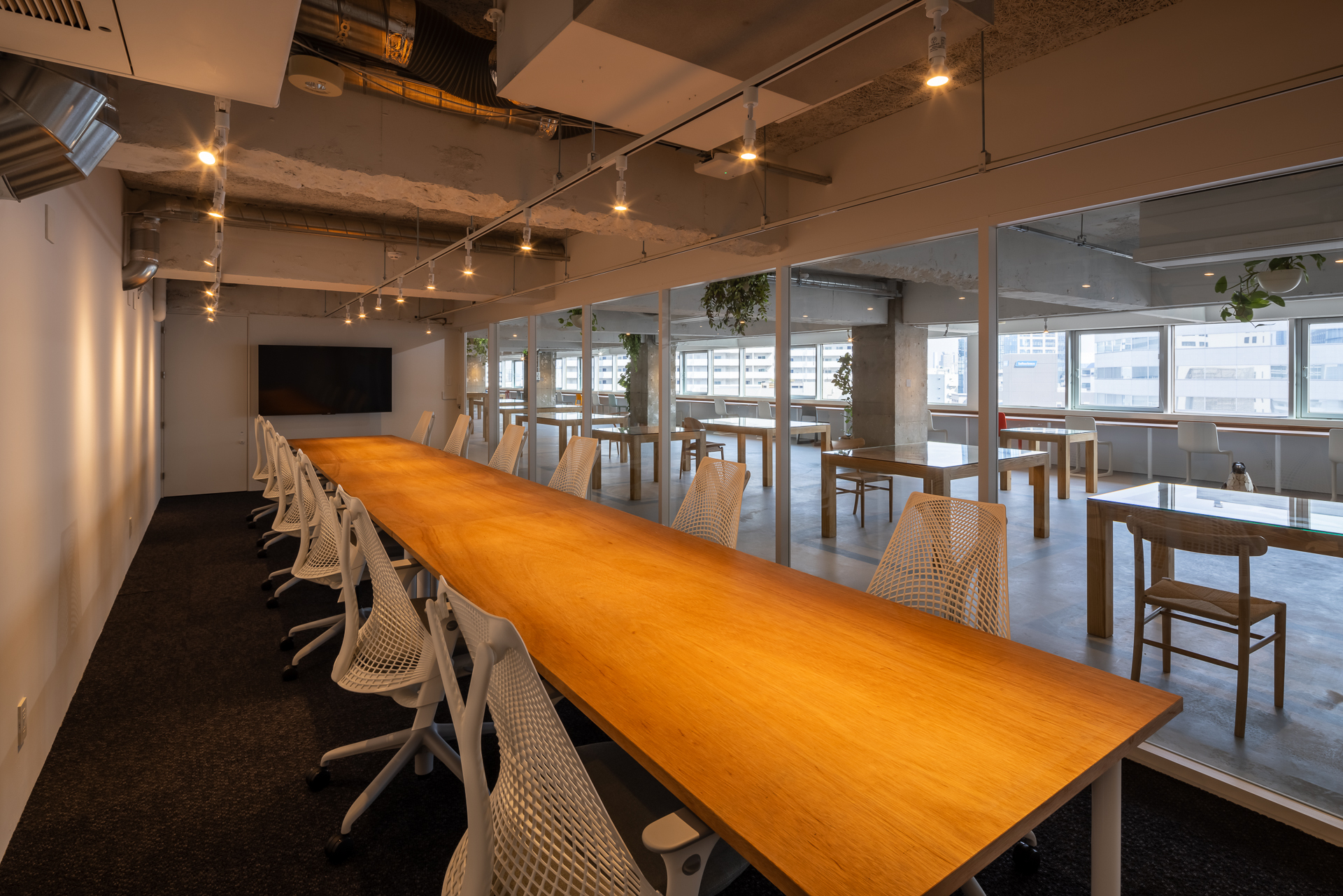 Gallery of Earth Centric Design Lab / Takeshi Hosaka Architects - 24