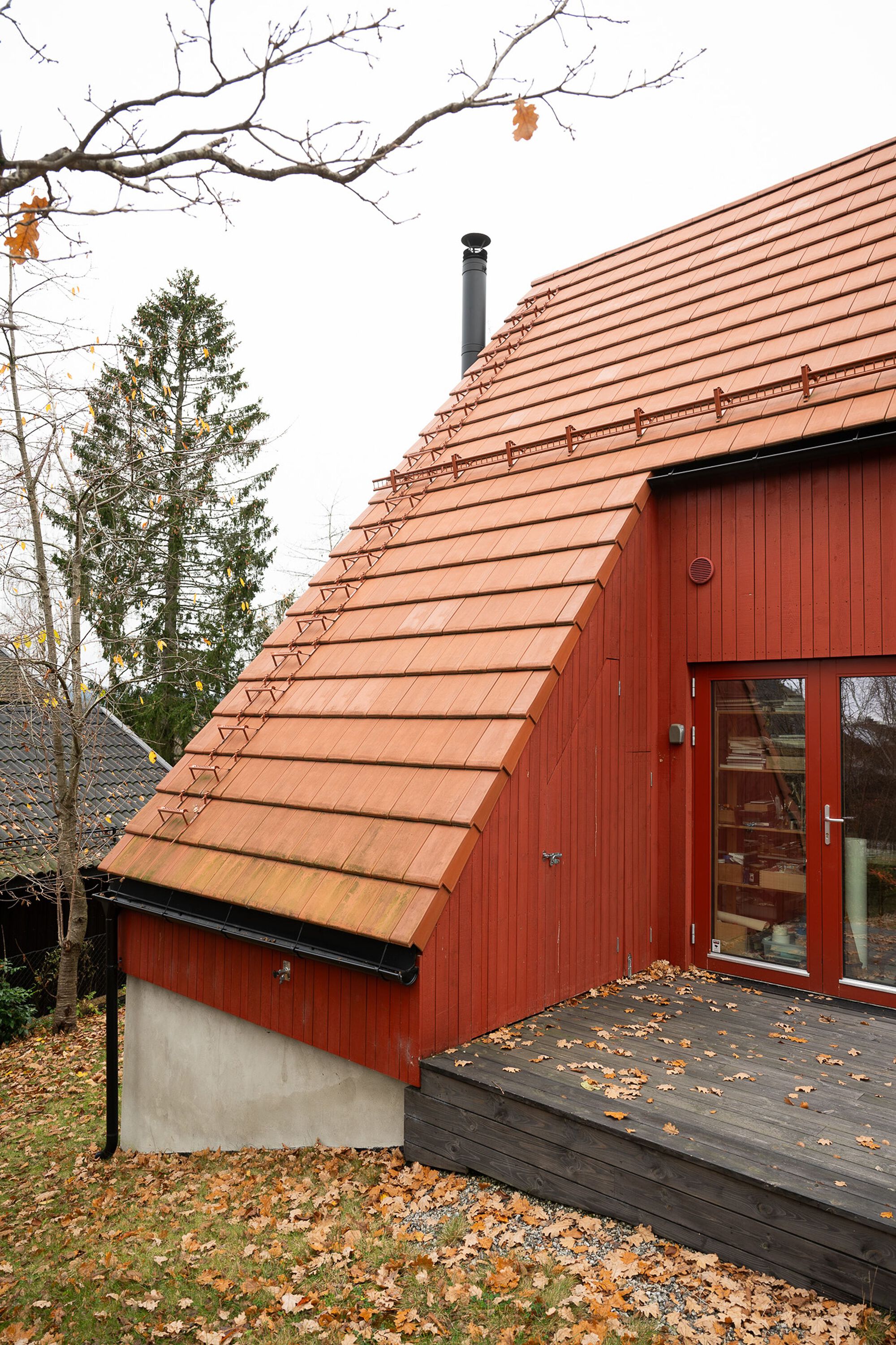 Gallery of The Red House / MORFEUS arkitekter - 22
