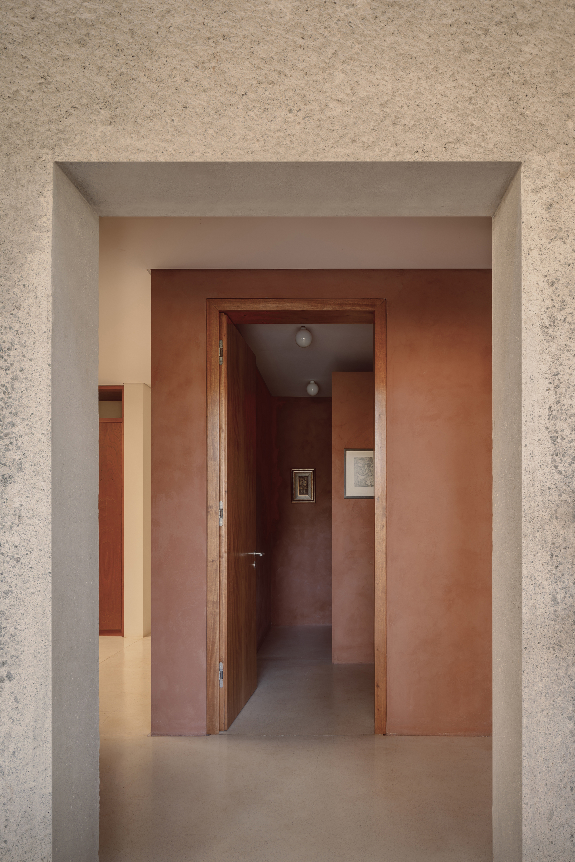 Gallery of House Between Two Rivers / Taller 3000 - 21