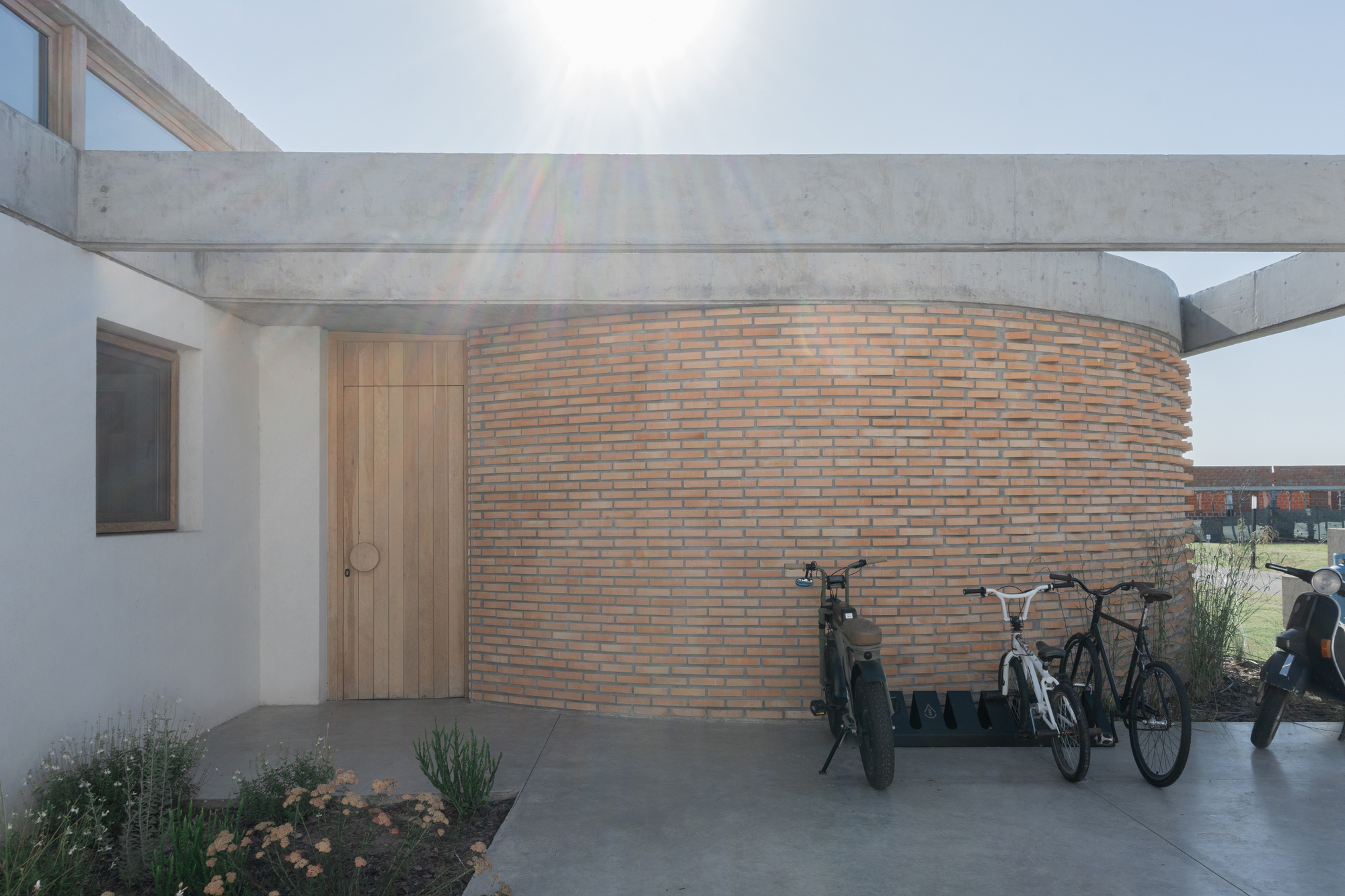 Galeria de Casa A+G / Bauhoff Desarrollos - 13