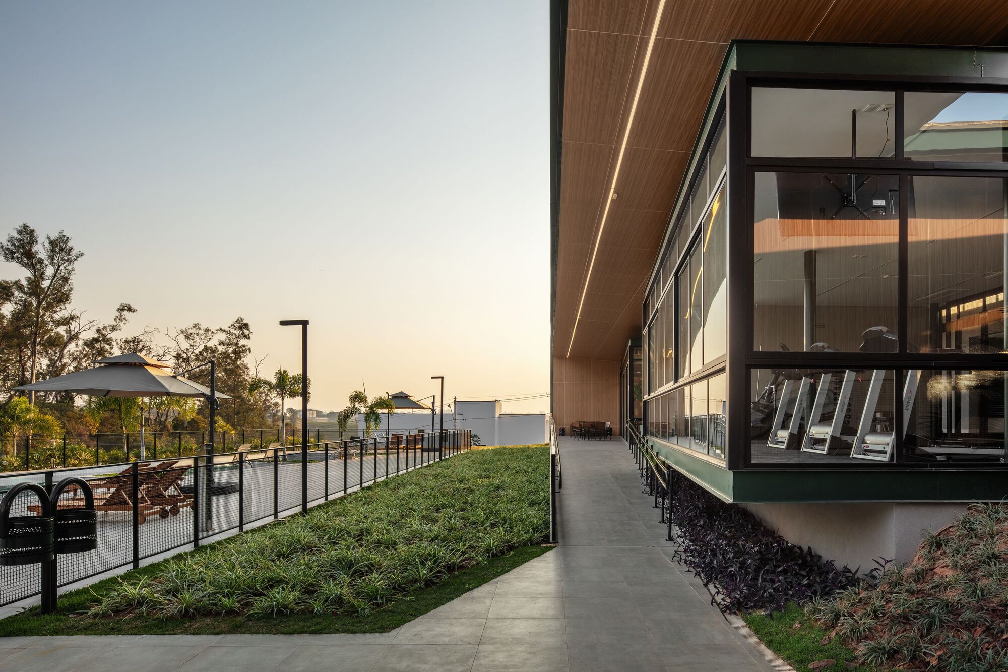 Galeria de Condomínio Vista Campinas / DMDV arquitetos - 16