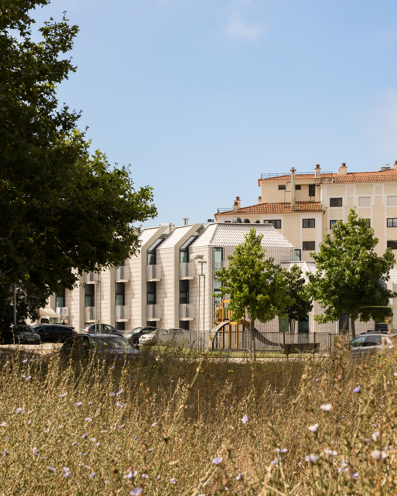 Gallery of Studentville Housing / ÔCO + andre kong studio - 22
