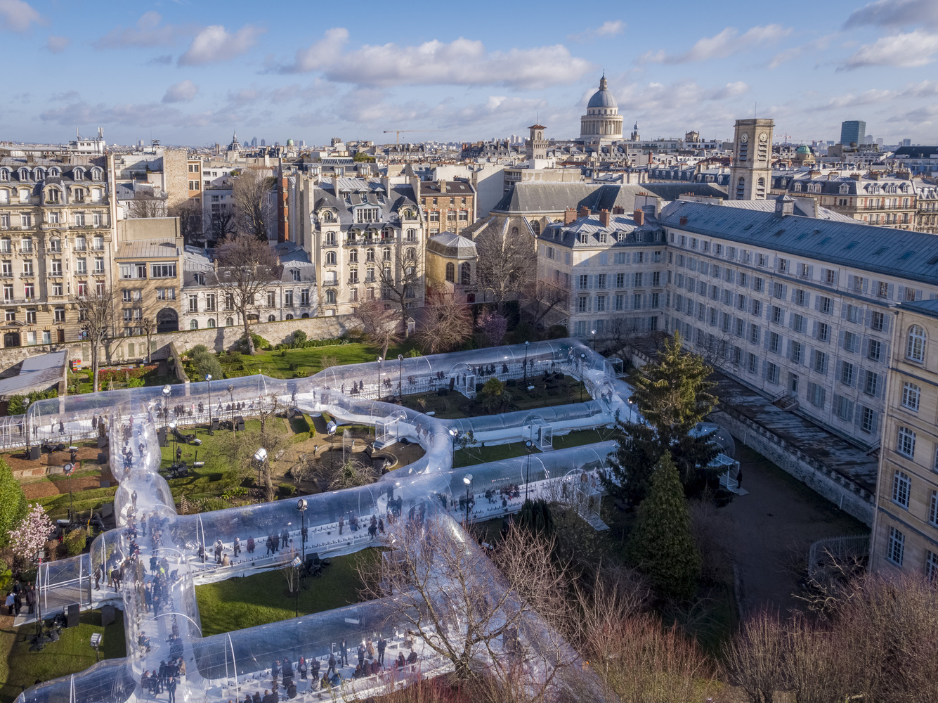 Gallery of Understanding Soft Architecture: The Shift from Monument to ...