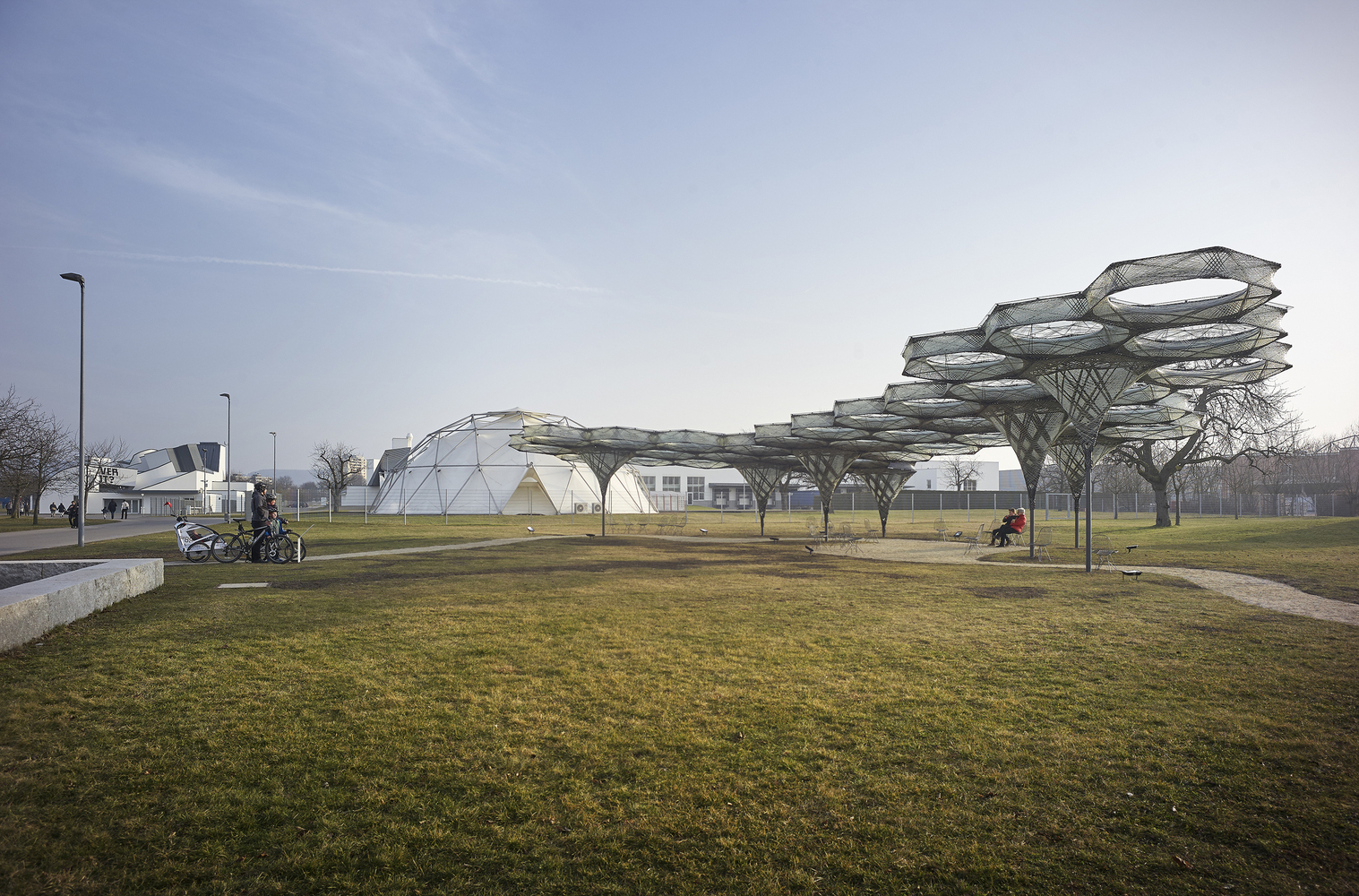 Gallery of Understanding Soft Architecture: The Shift from Monument to ...