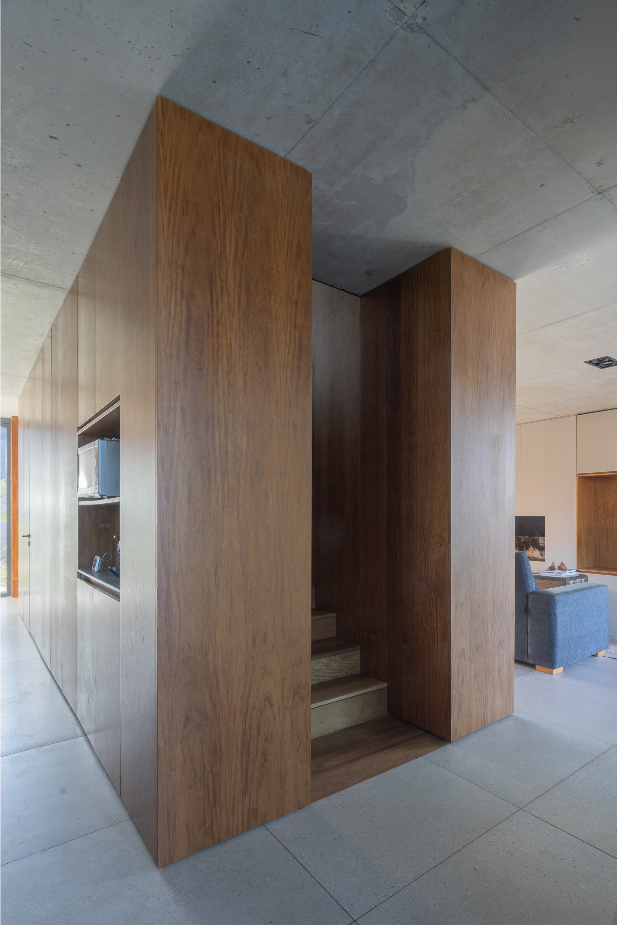 Galeria de Casa RoMa / Pedro Ignacio Yáñez + Ignacio Bóscolo + Norberto ...