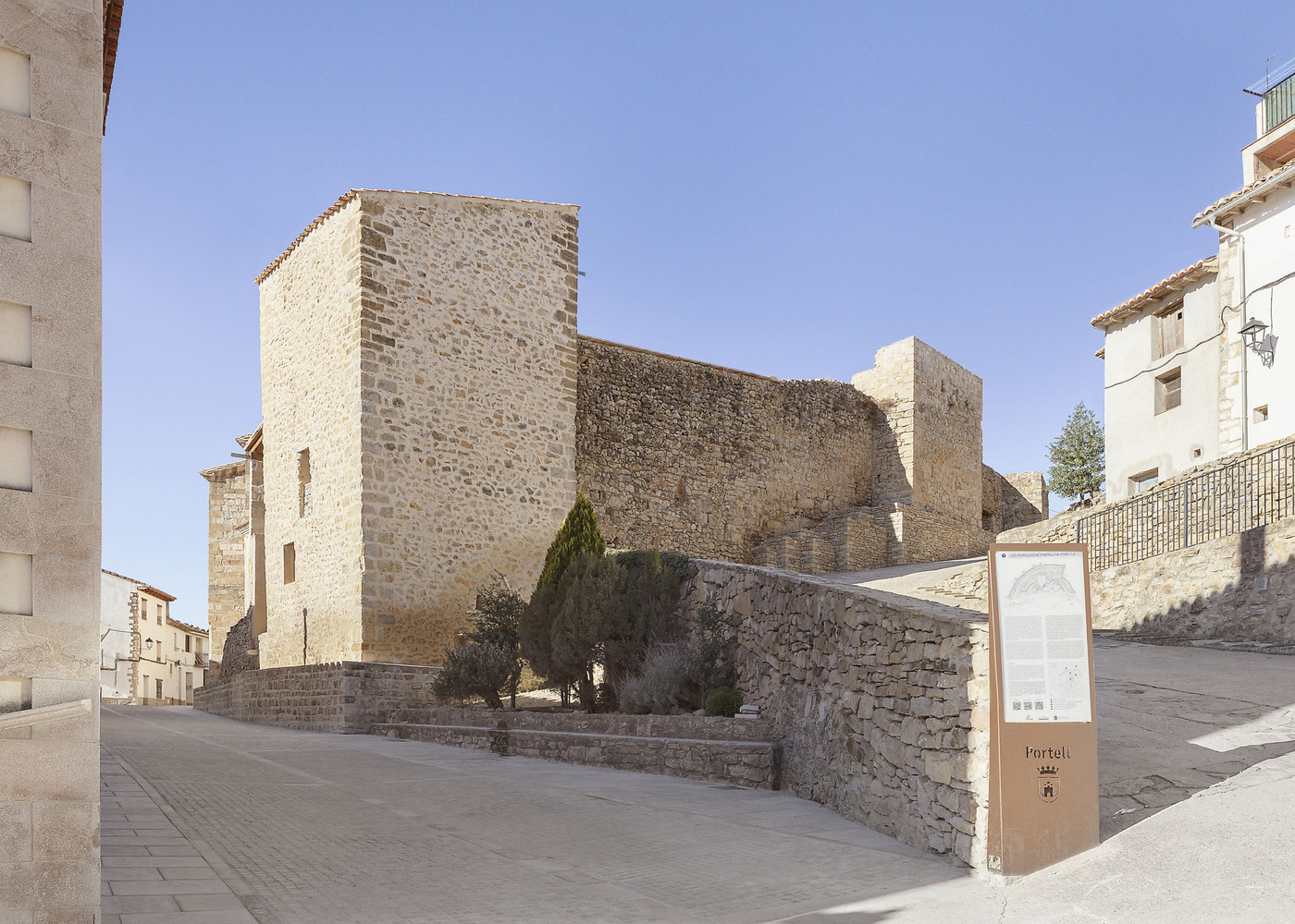 Gallery of Abbey House Restoration and Rehabilitation / Antonio Garcia ...
