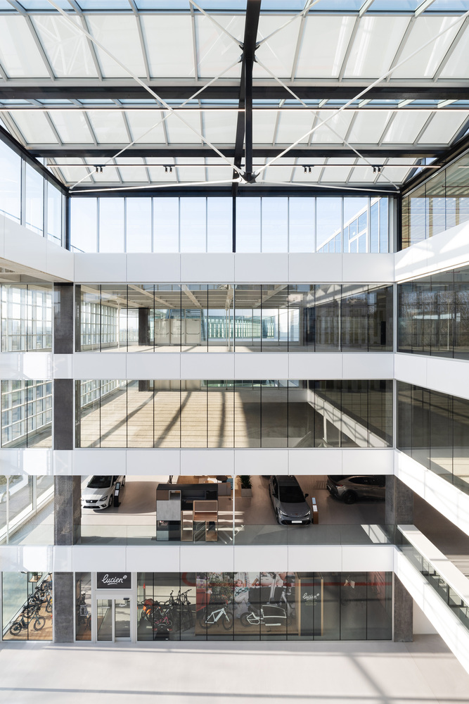 Gallery of Mobilis Automotive Building / XDGA - 14