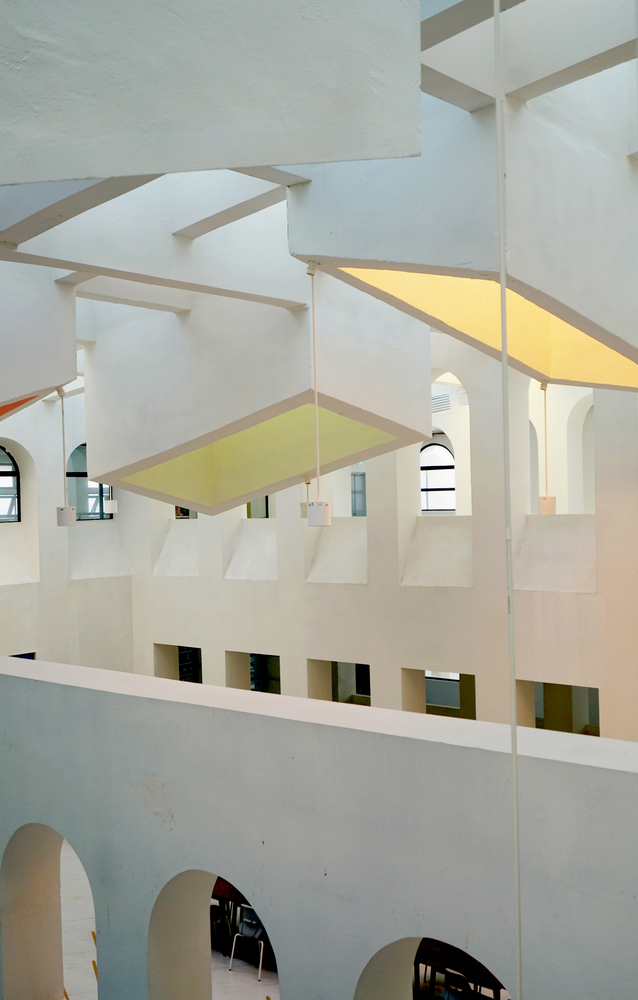 Gallery of Guizhou Media Vocational and Technical School Library ...