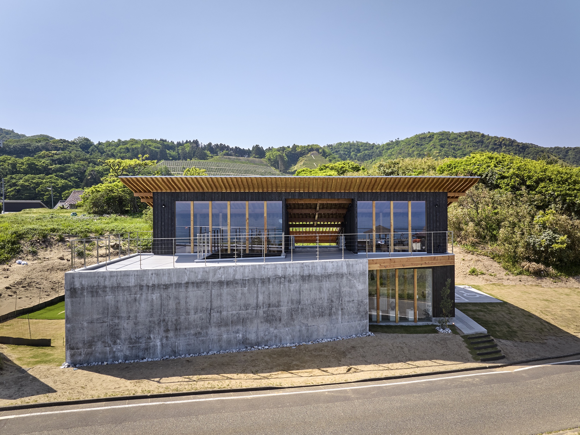 Gallery of Kugami Terrace Sunset Cafe and Small Gallery / REPLUS Co ...