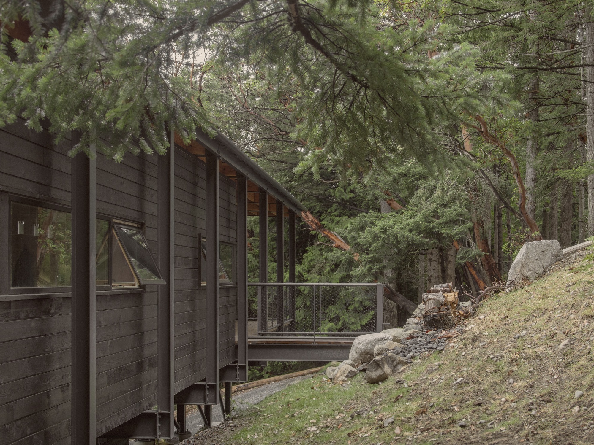 Gallery of Trestle Cabin / Miller Hull Partnership - 5