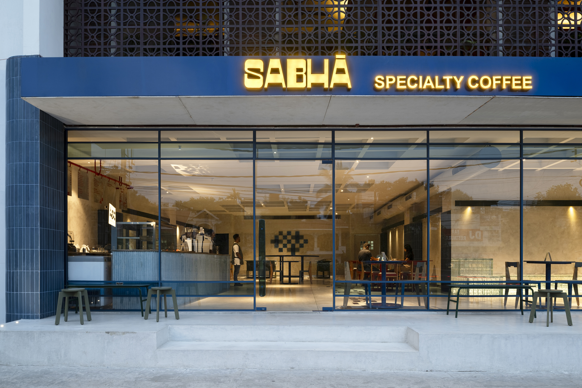 Gallery of SABHĀ Specialty Coffee / naav studio - 5