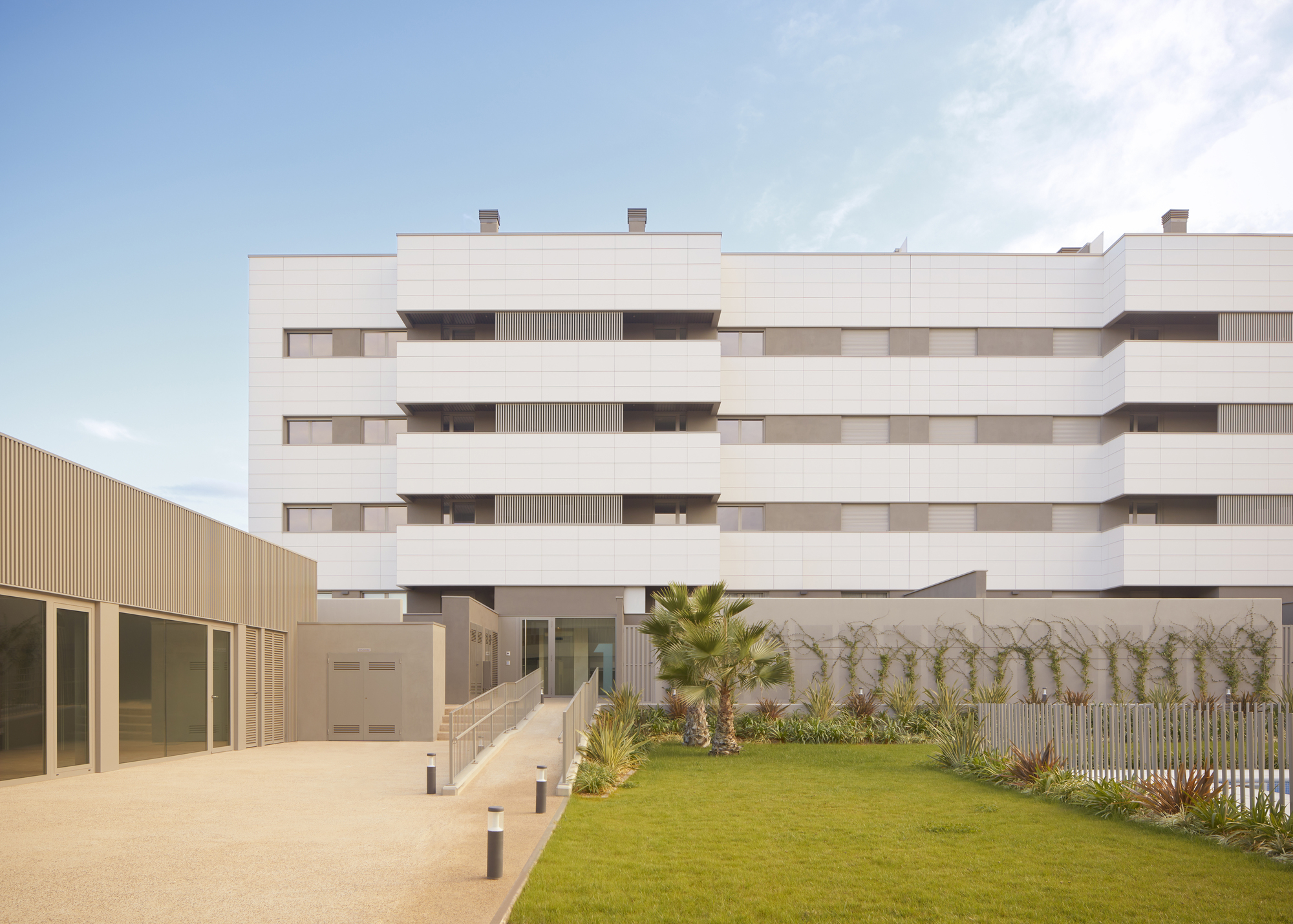 Gallery of The Benefits of Extruded Tile Technology in Modern ...