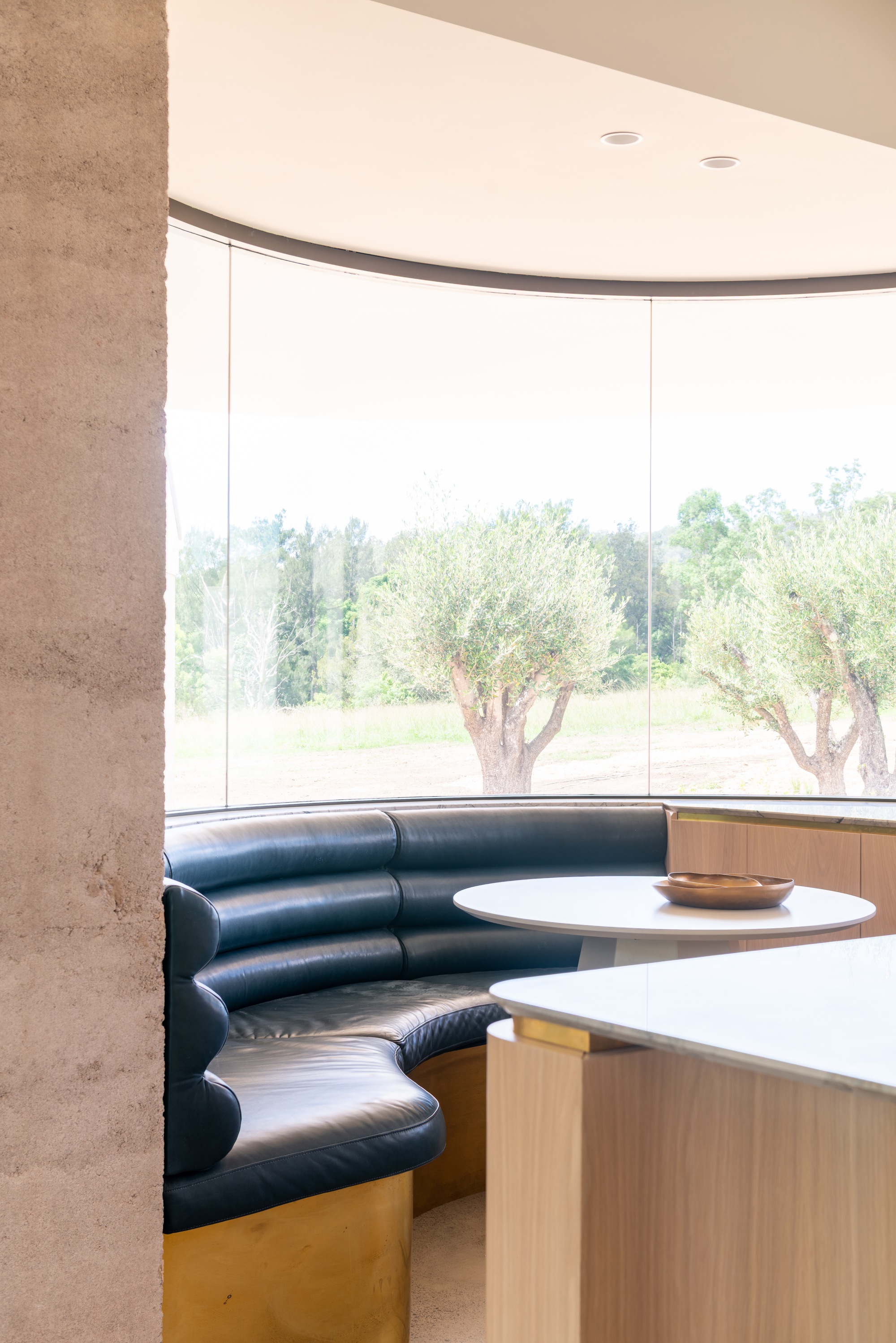 Gallery of Earth by the River Residence / Luigi Rosselli Architects - 19