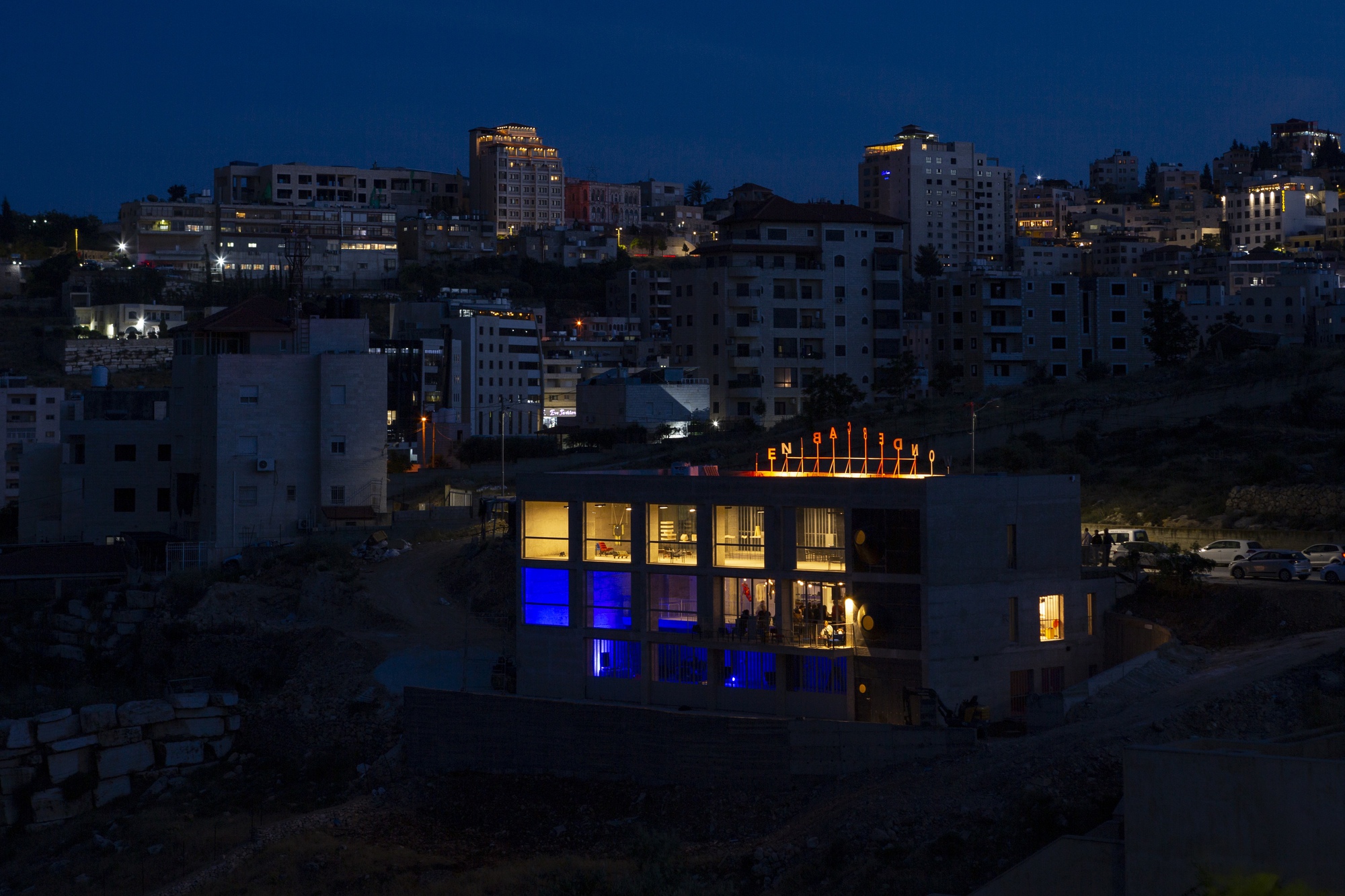 Gallery of Wonder Cabinet / AAU ANASTAS - 31