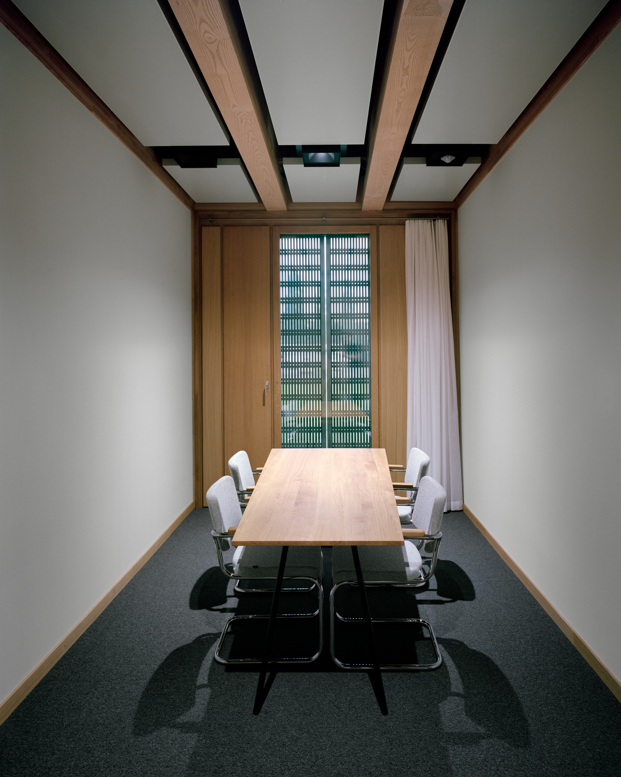 Gallery of OKB Headquarters / Seilerlinhart - 16