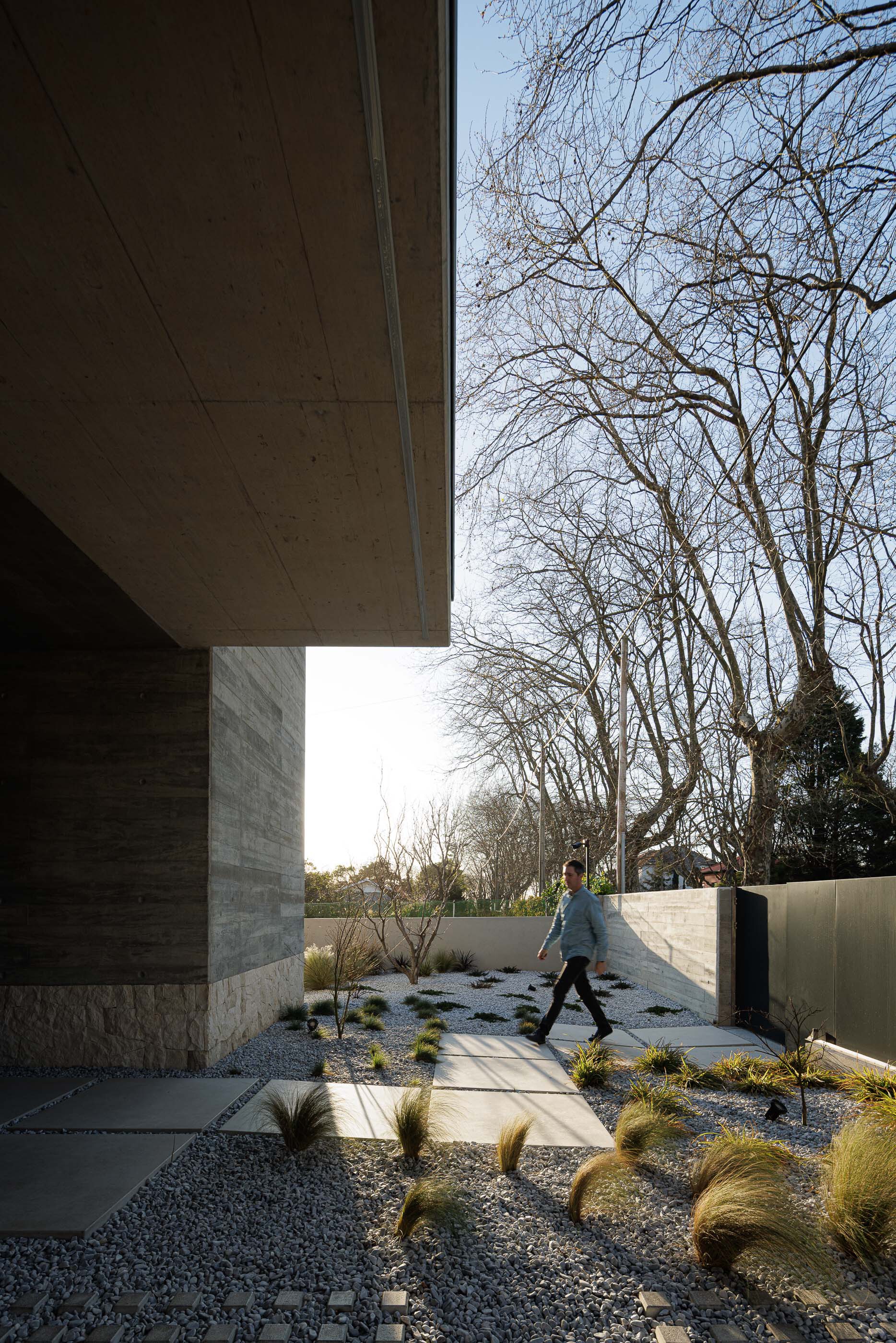 Gallery of M House / Silverline - 7