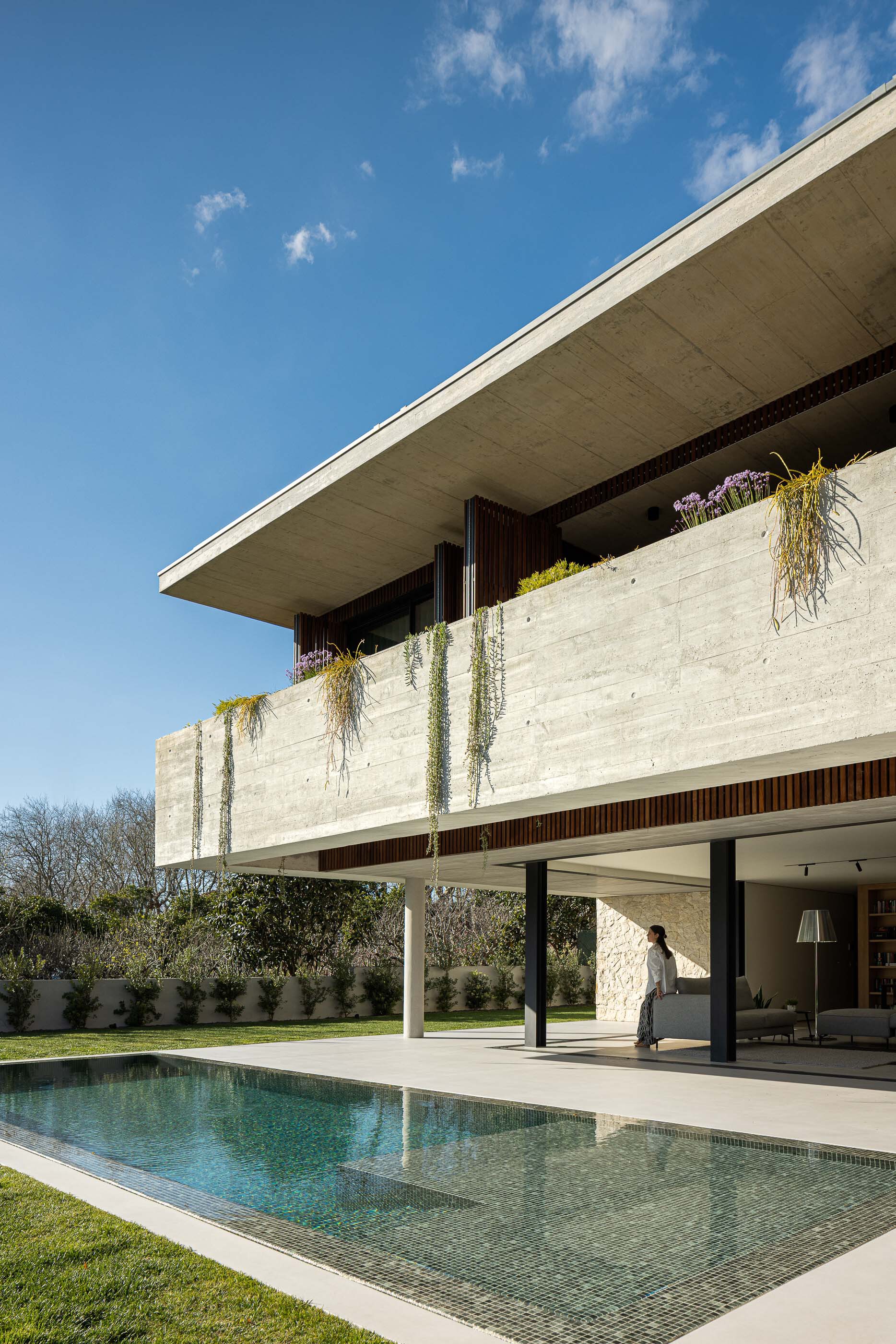 Gallery of M House / Silverline - 10