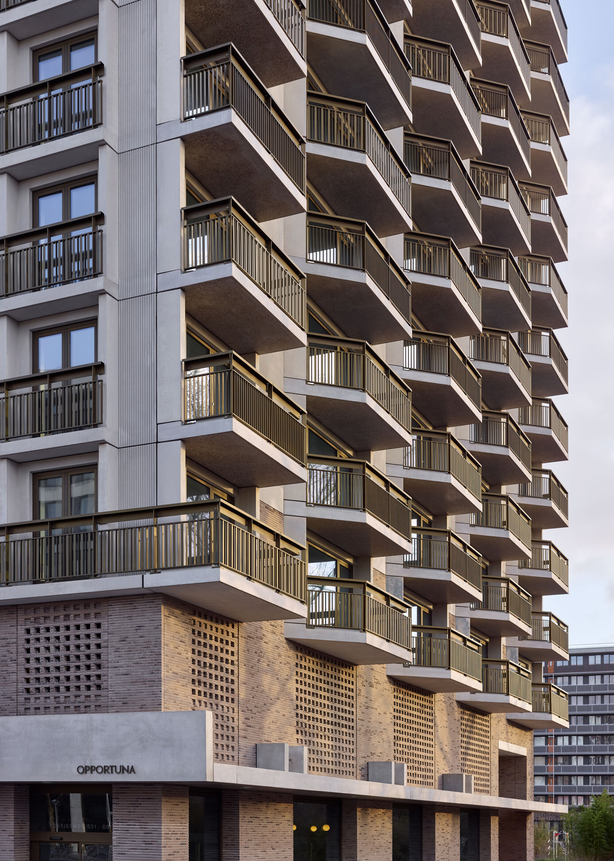 Gallery of Opportuna Residential Tower / Office Winhov + Office ...