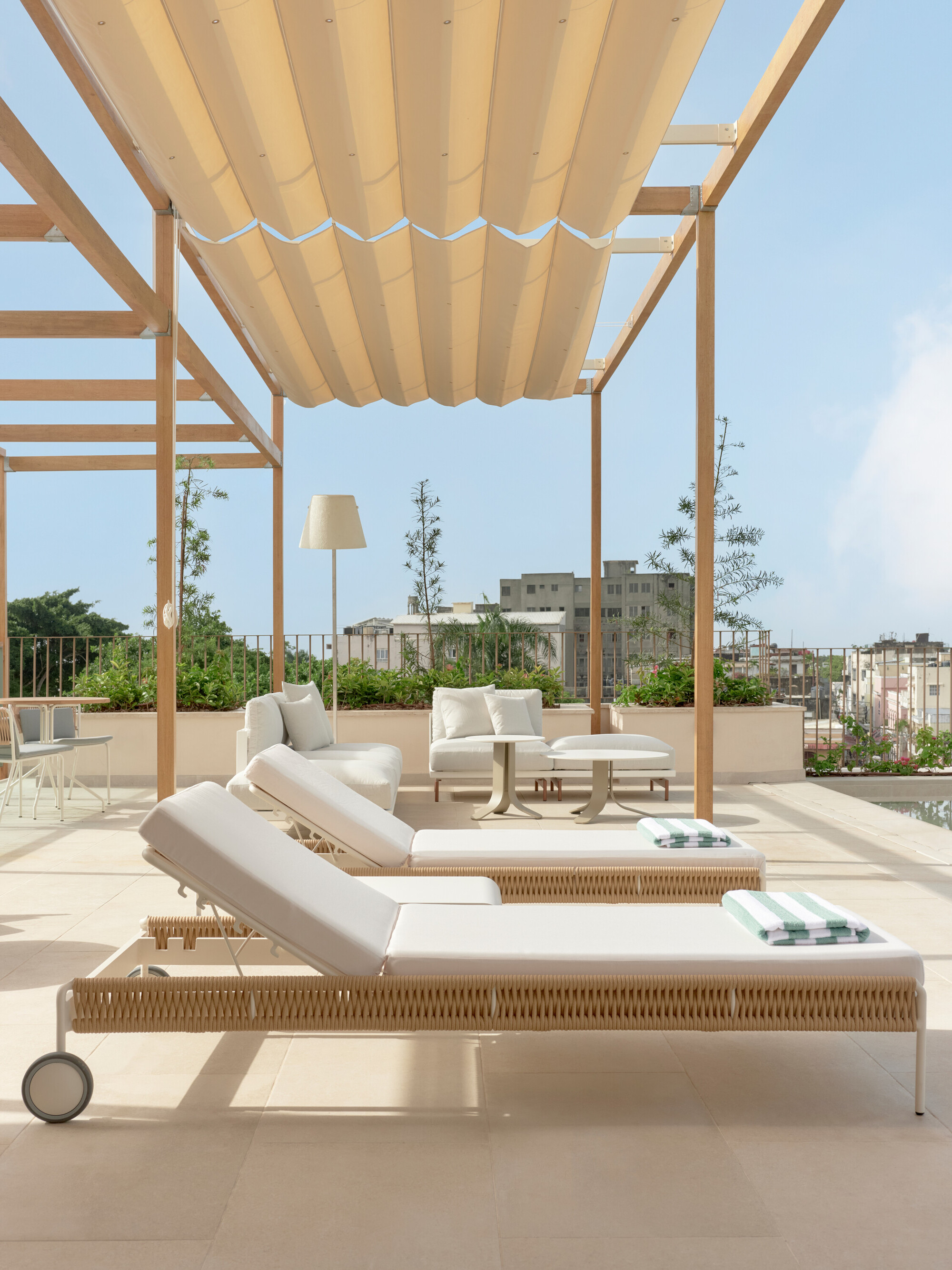 Gallery of Kimpton Las Mercedes Hotel / Moneo Brock Studio - 17