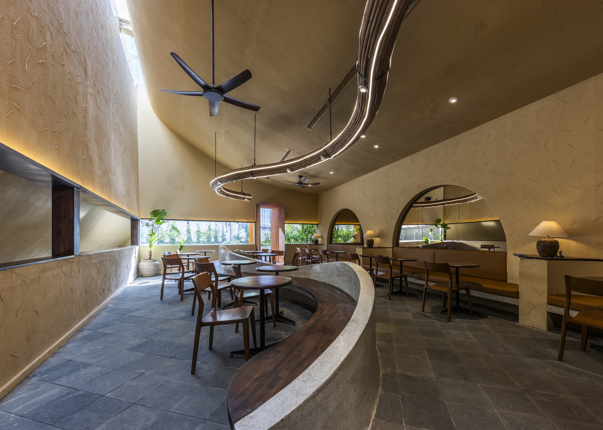 Gallery of Phe La Da Nang Cafe / 6717 Studio - 2