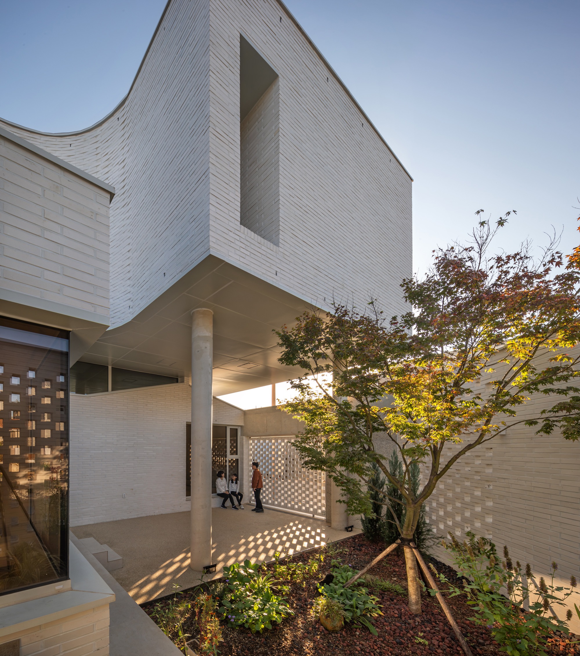 Gallery of House of Boundary / PLAN Architects office - 24