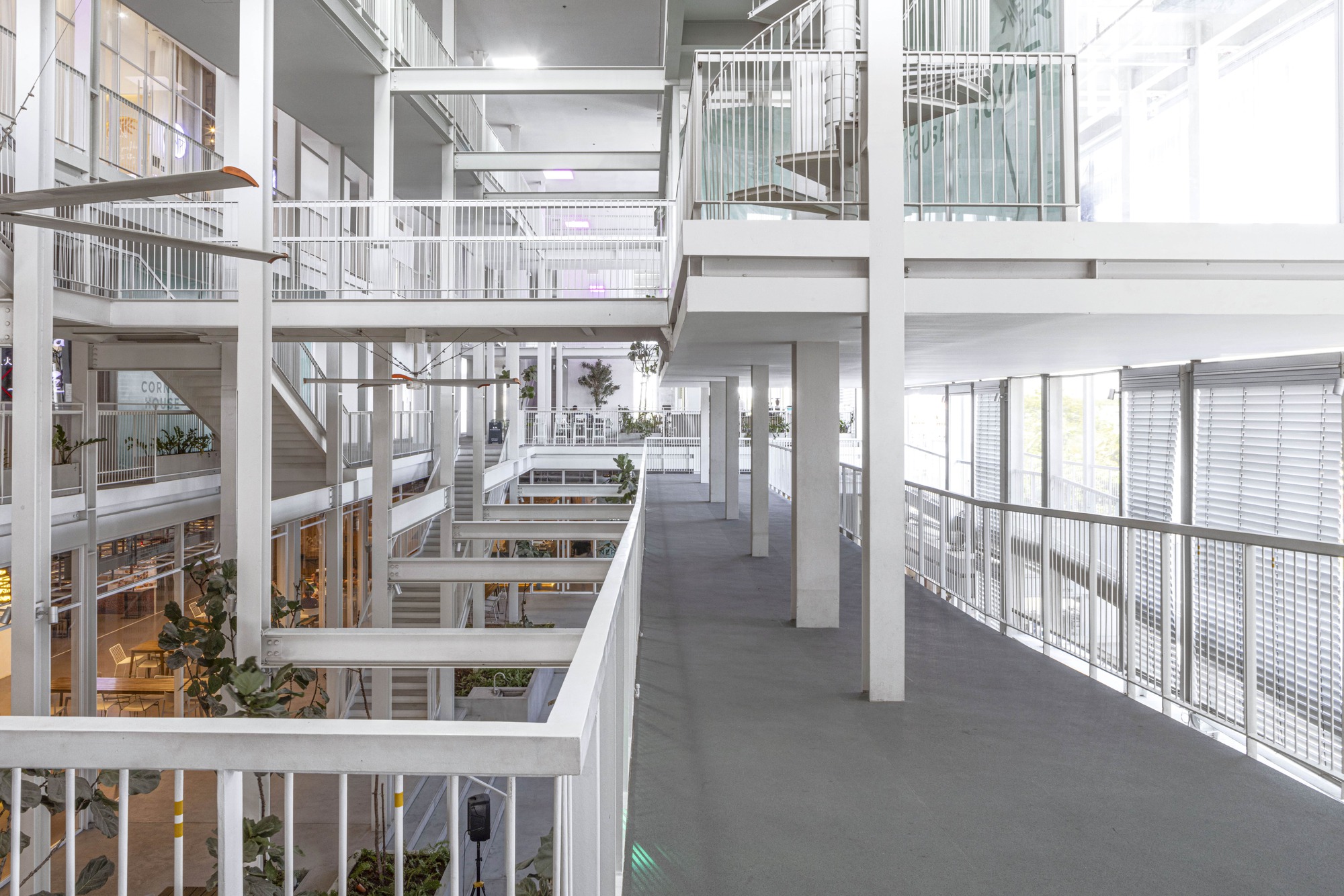 Gallery of The Corner House / Department of ARCHITECTURE - 15