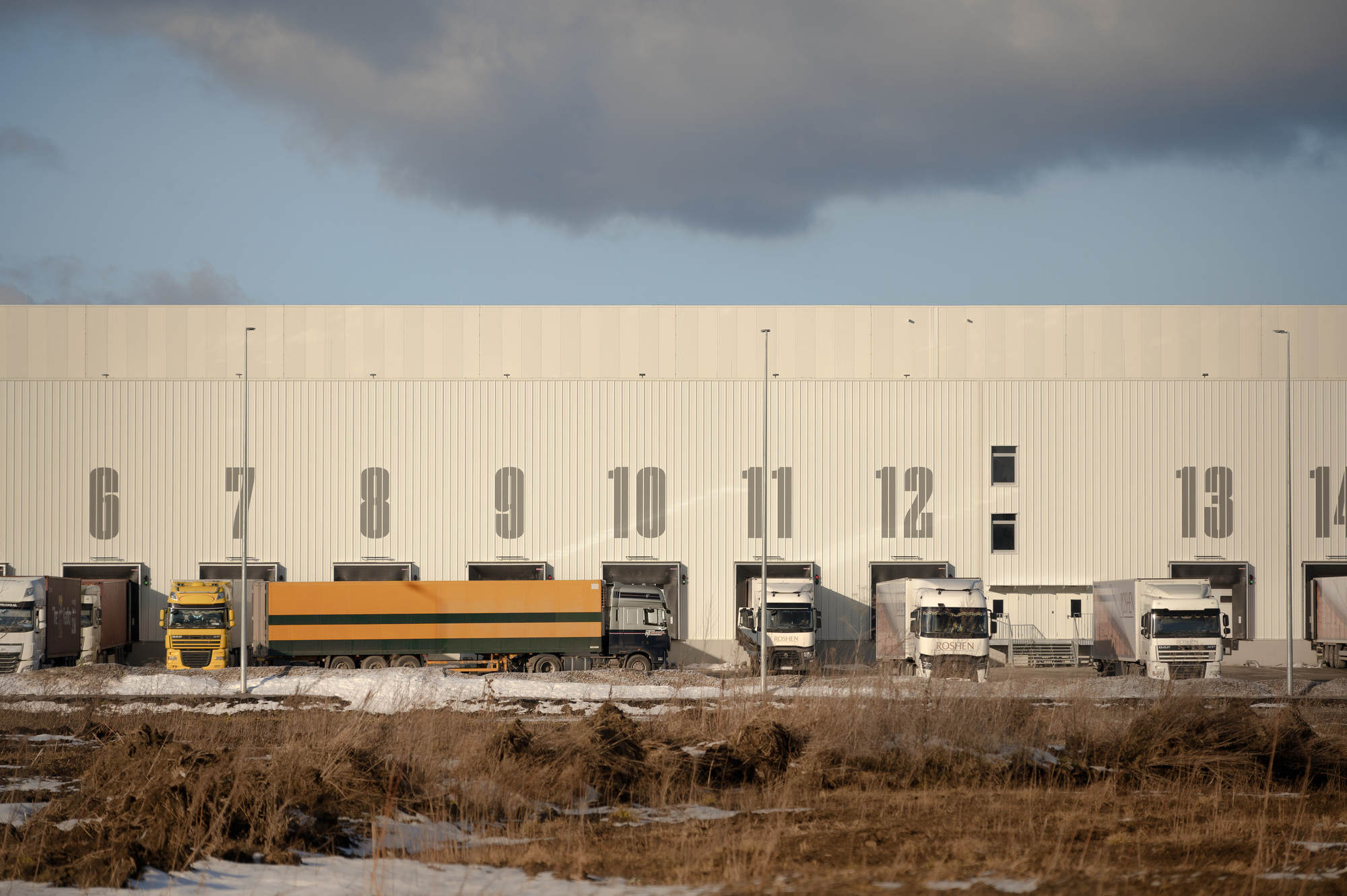 Gallery of Roshen Logistics Center / Studioprototype Architects - 25