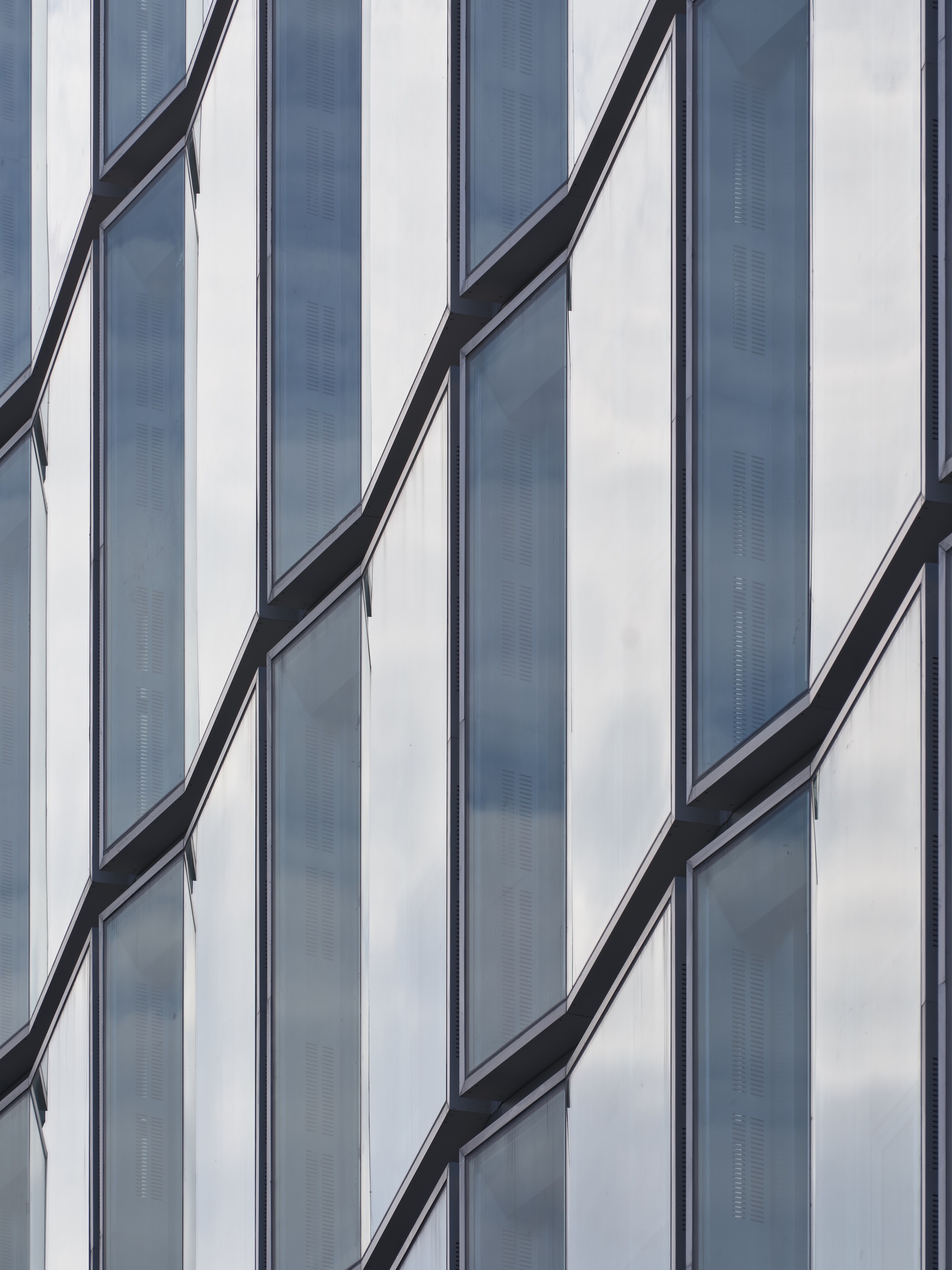 Gallery of Quartz Plaza / Salon Alper Derinbogaz - 4