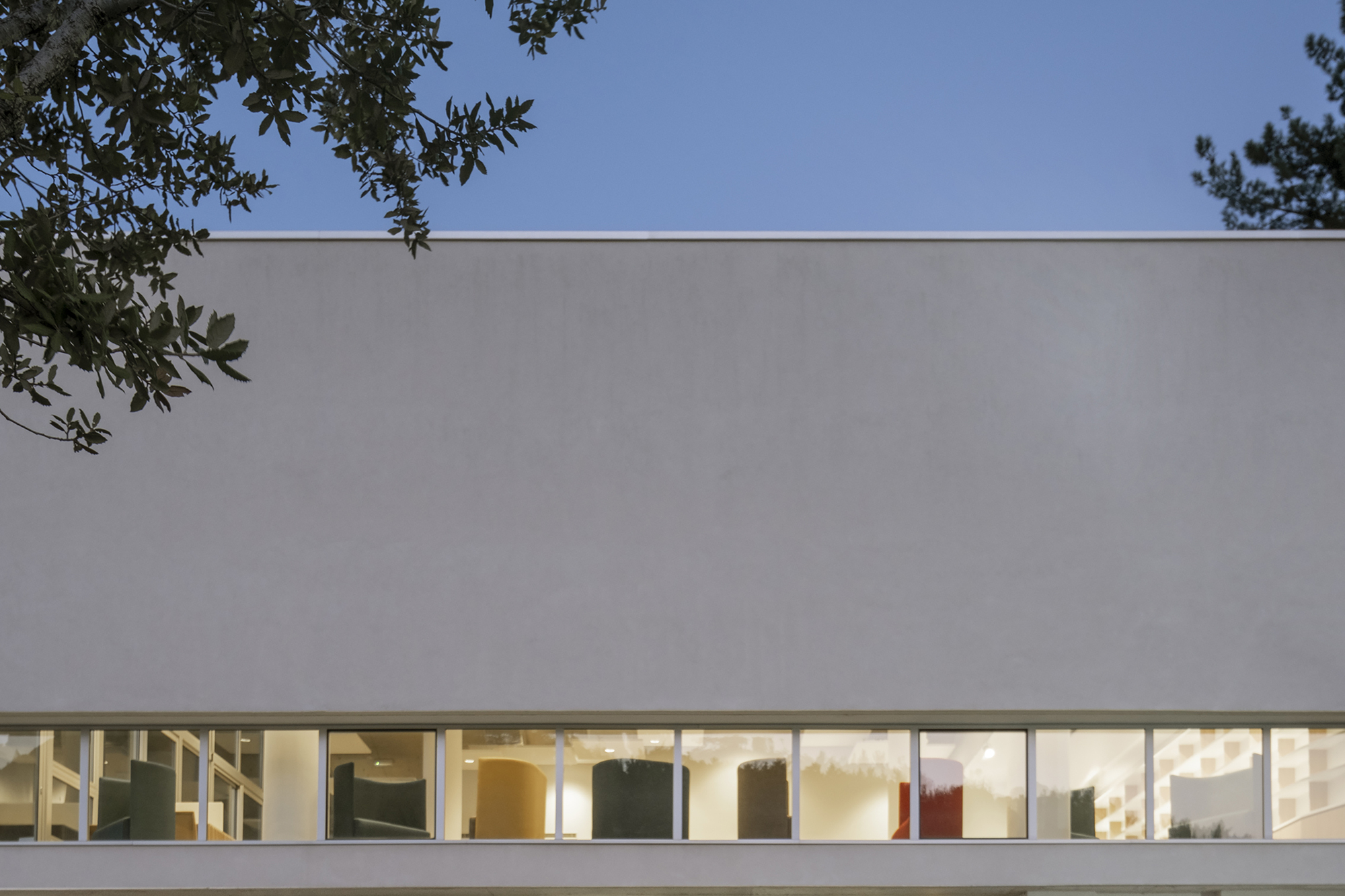 Gallery of Collège Louise Wegmann / Dagher Hanna & Partners - 24